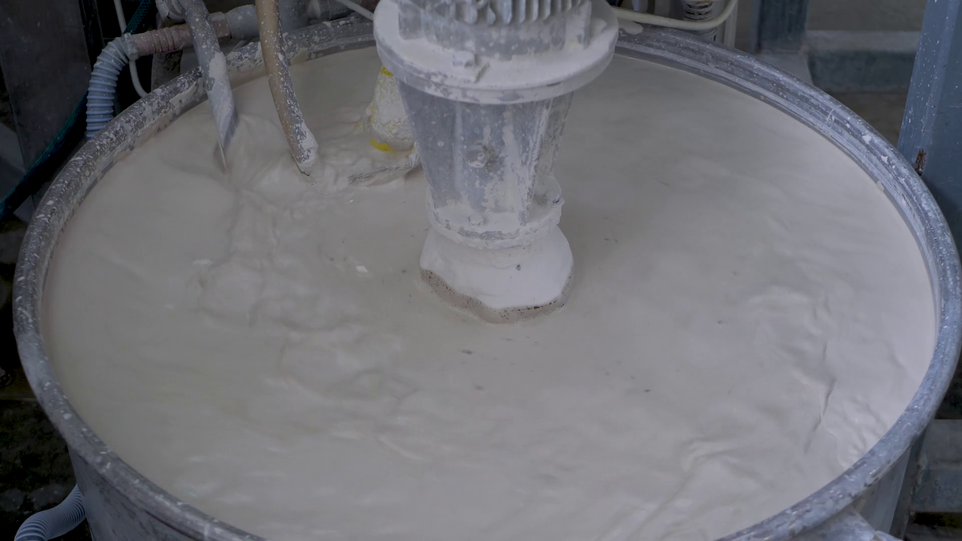 Dish To Mix Adhesive Agent Solution To Stock Footage SBV-348816579 ...