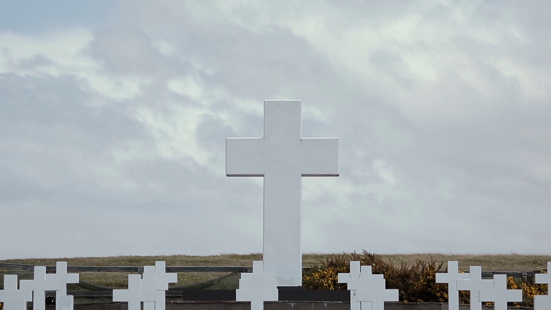 Darwin Cemetery In East Falkland Tribute To Stock Footage SBV-351949219 ...