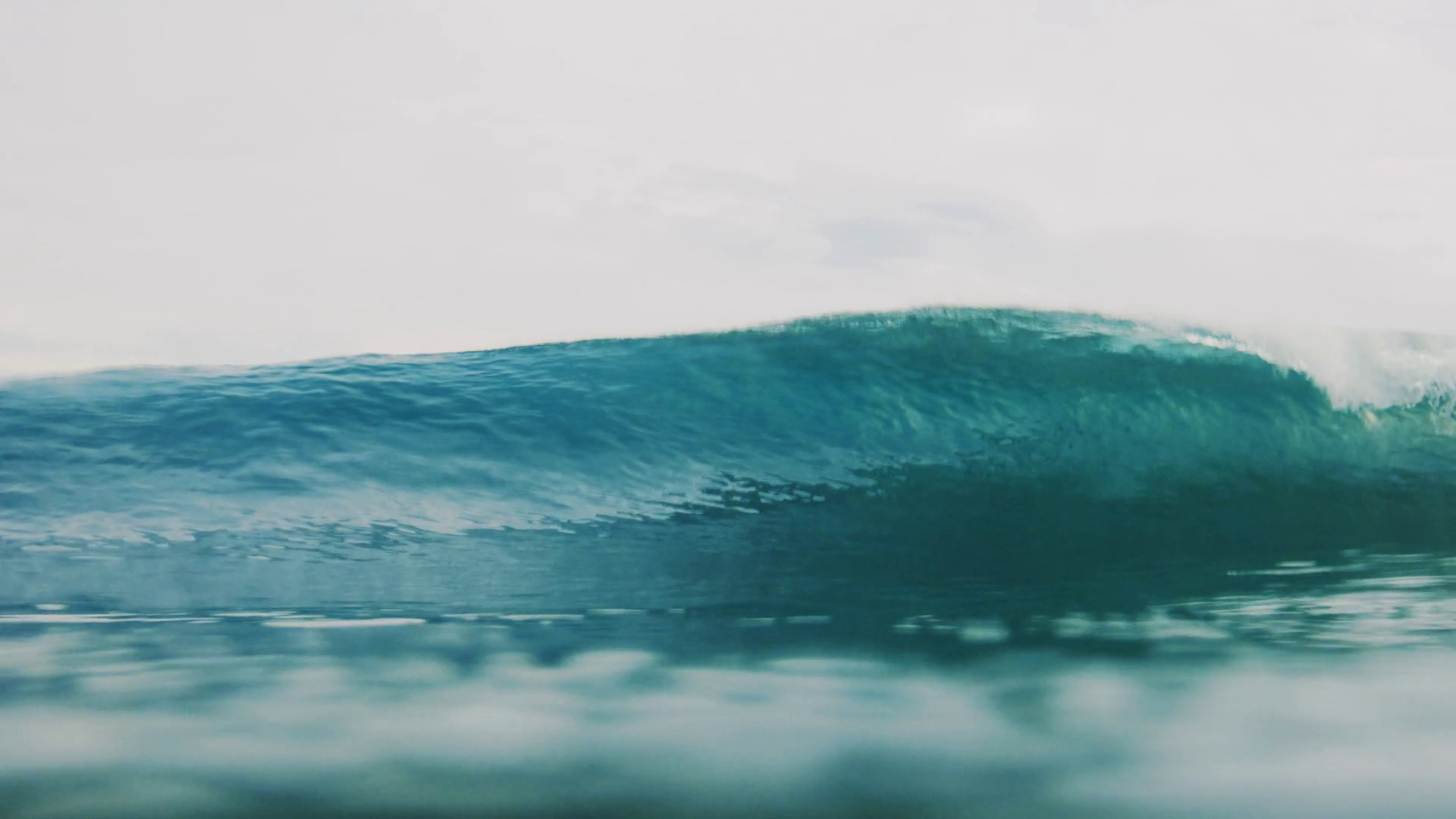 Lucid Water Flows Bounces At Surface Ocean Stock Footage SBV-351677515 ...