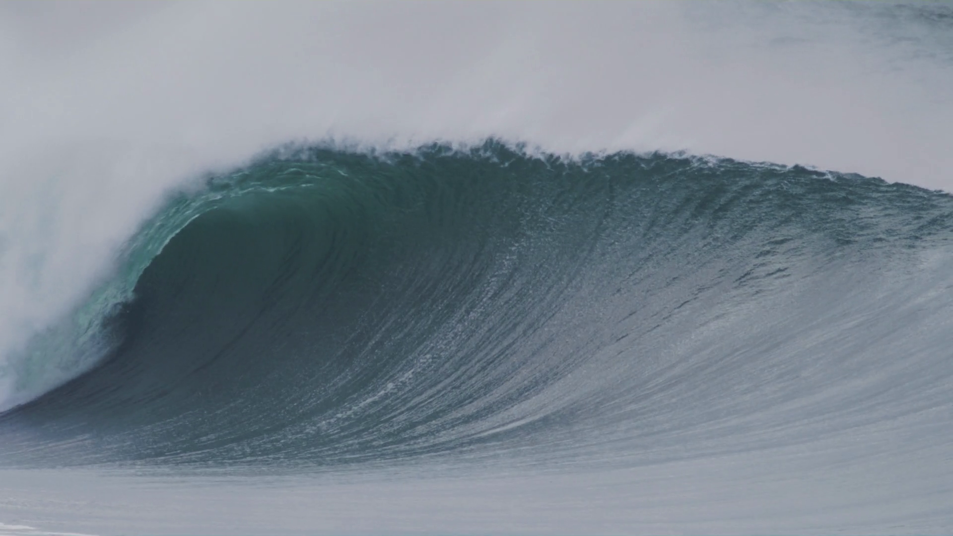 Slow Motion Of Powerful Waves Breaking On Stock Footage SBV-351735612 ...