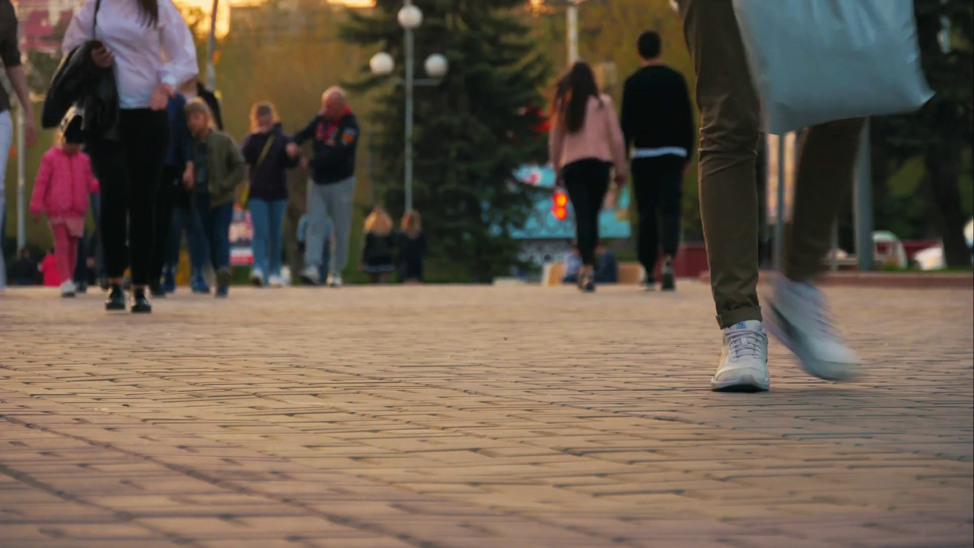 Timelapse Crowds Of People Walking On City Stock Footage SBV-323432291 ...