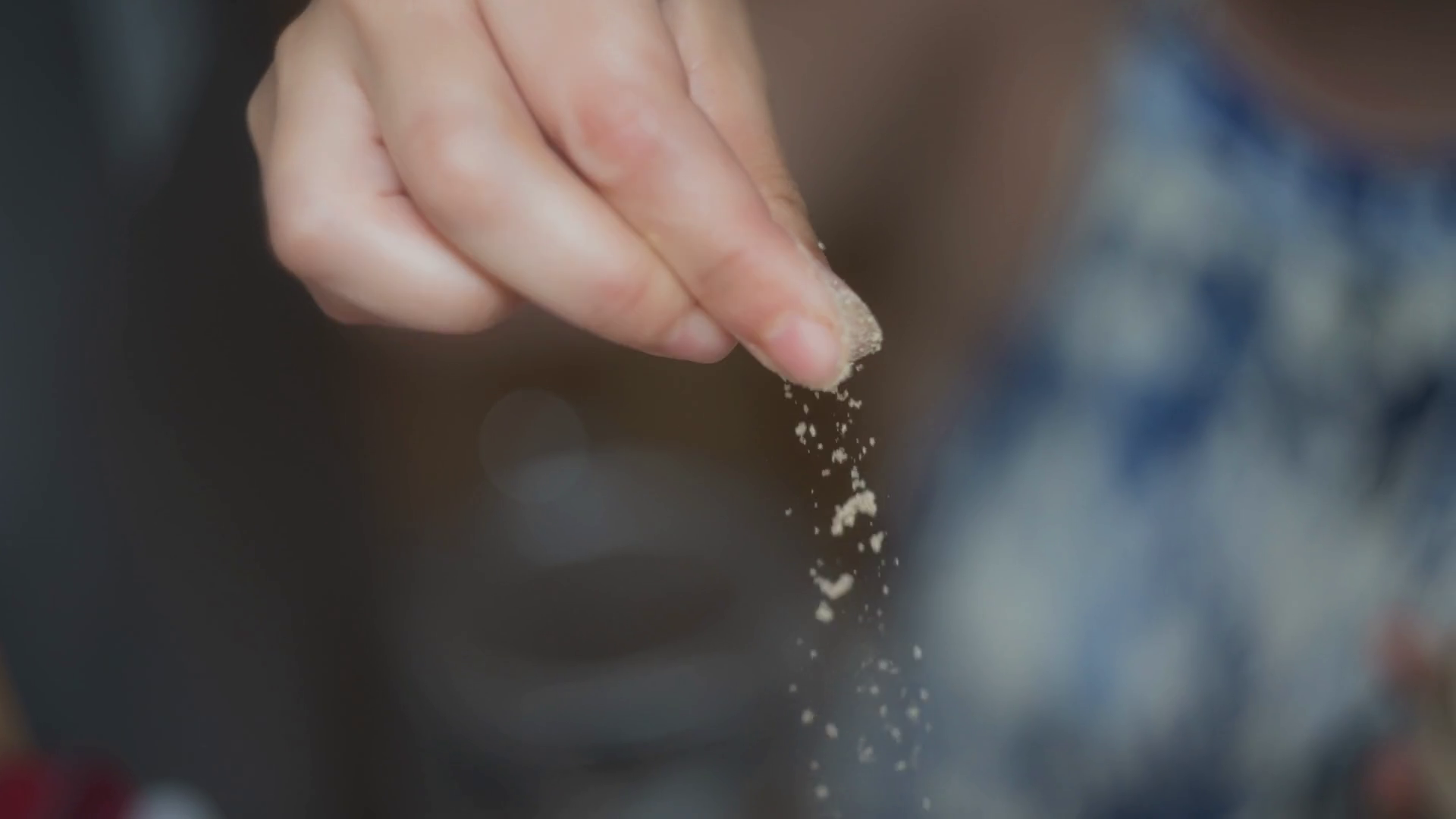 Chef's Fingers Sprinkle Spices Into Blender Stock Footage SBV-347591384 ...