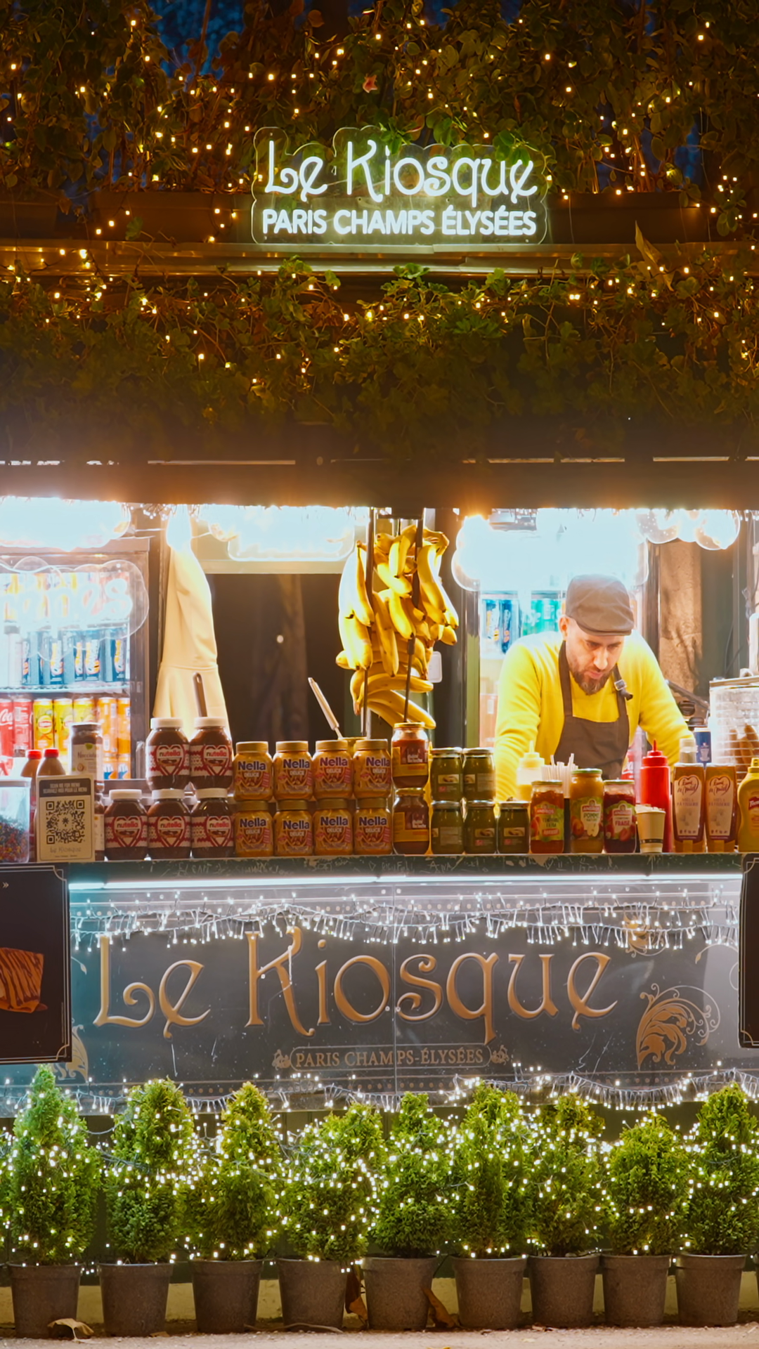 Paris France - 12 12 2025: Decor Illuminated Stock Footage SBV ...