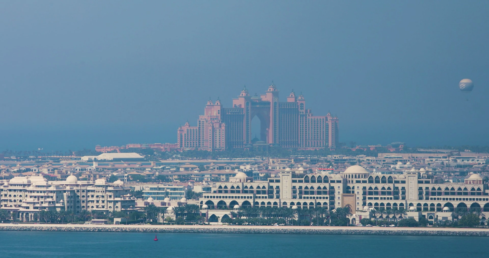 Atlantis Palm Hotel Resort In Dubai Stock Footage SBV-351922524 ...