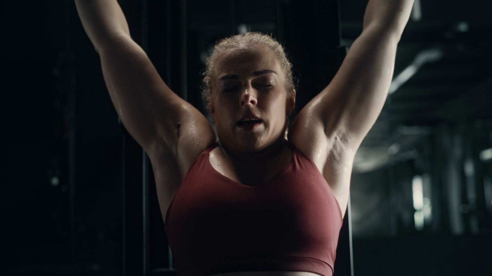 A Sweating Determined Female Weightlifter Stock Footage SBV-348454575 ...