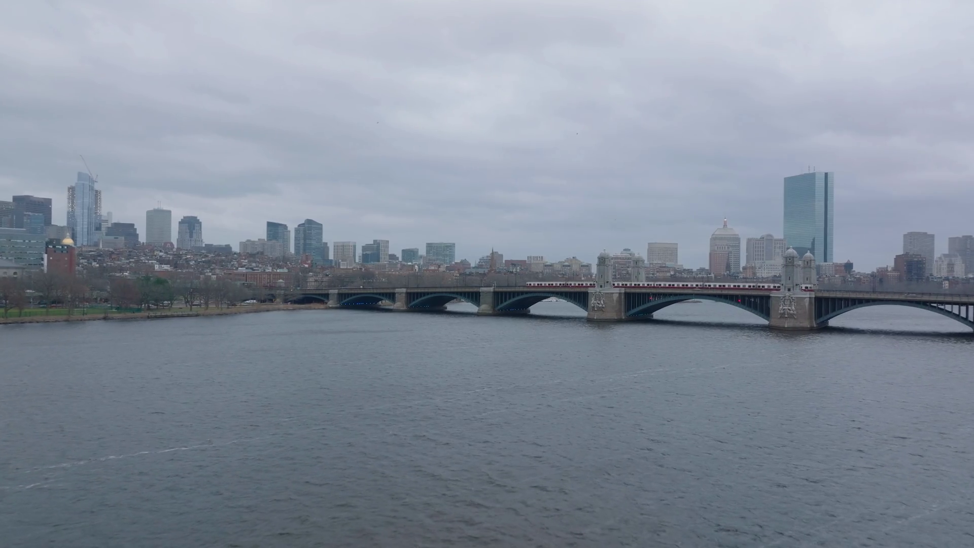 Red Line Train Driving On Longfellow Bridge Stock Footage SBV-347712499 ...