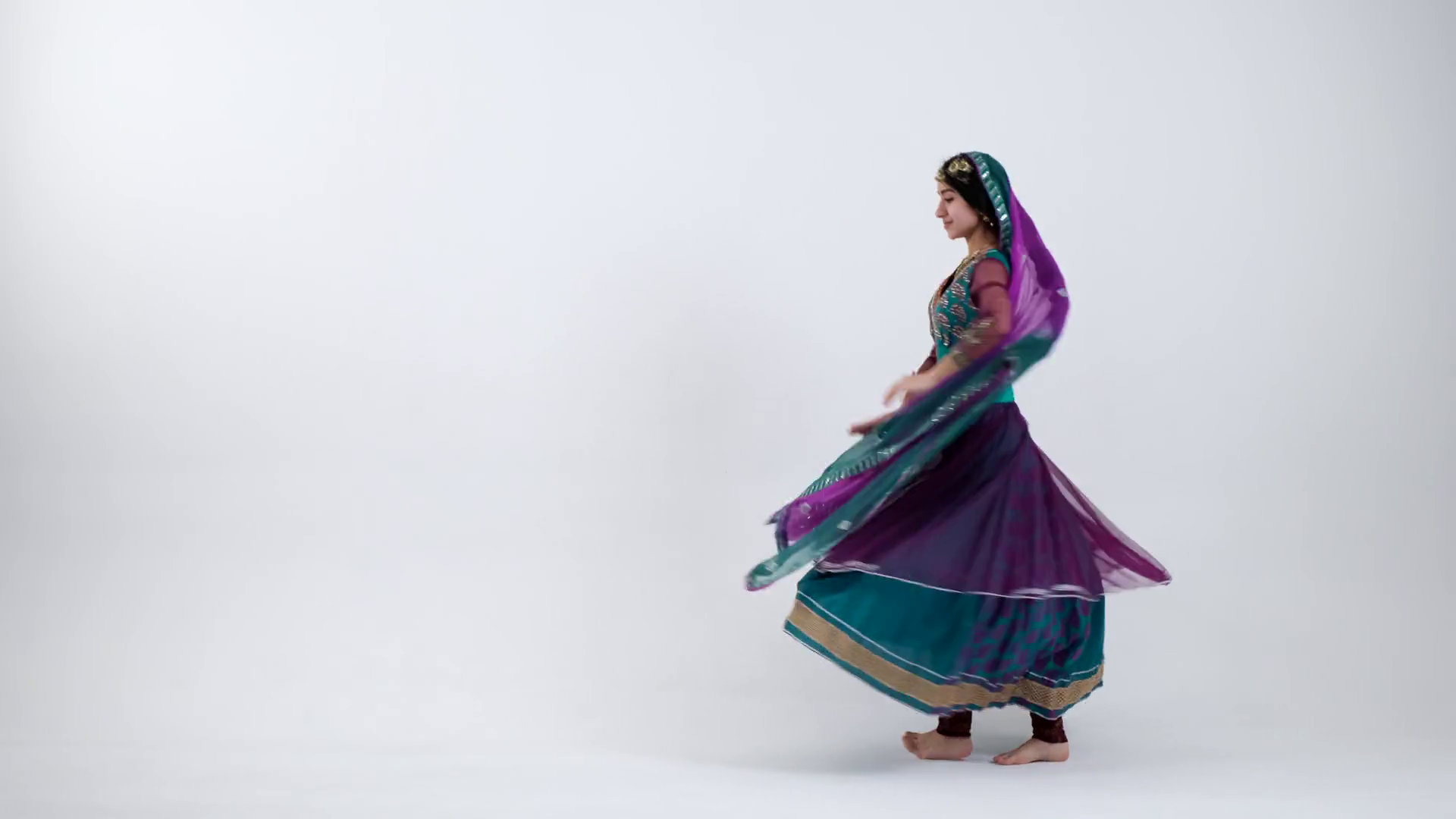 Enchanting Indian Dance In Colorful Sari Stock Footage SBV-347677242 ...