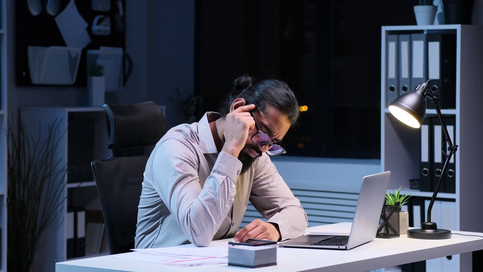 Thinking Ceo With Brilliant Idea In Office Stock Footage SBV-348806849 ...