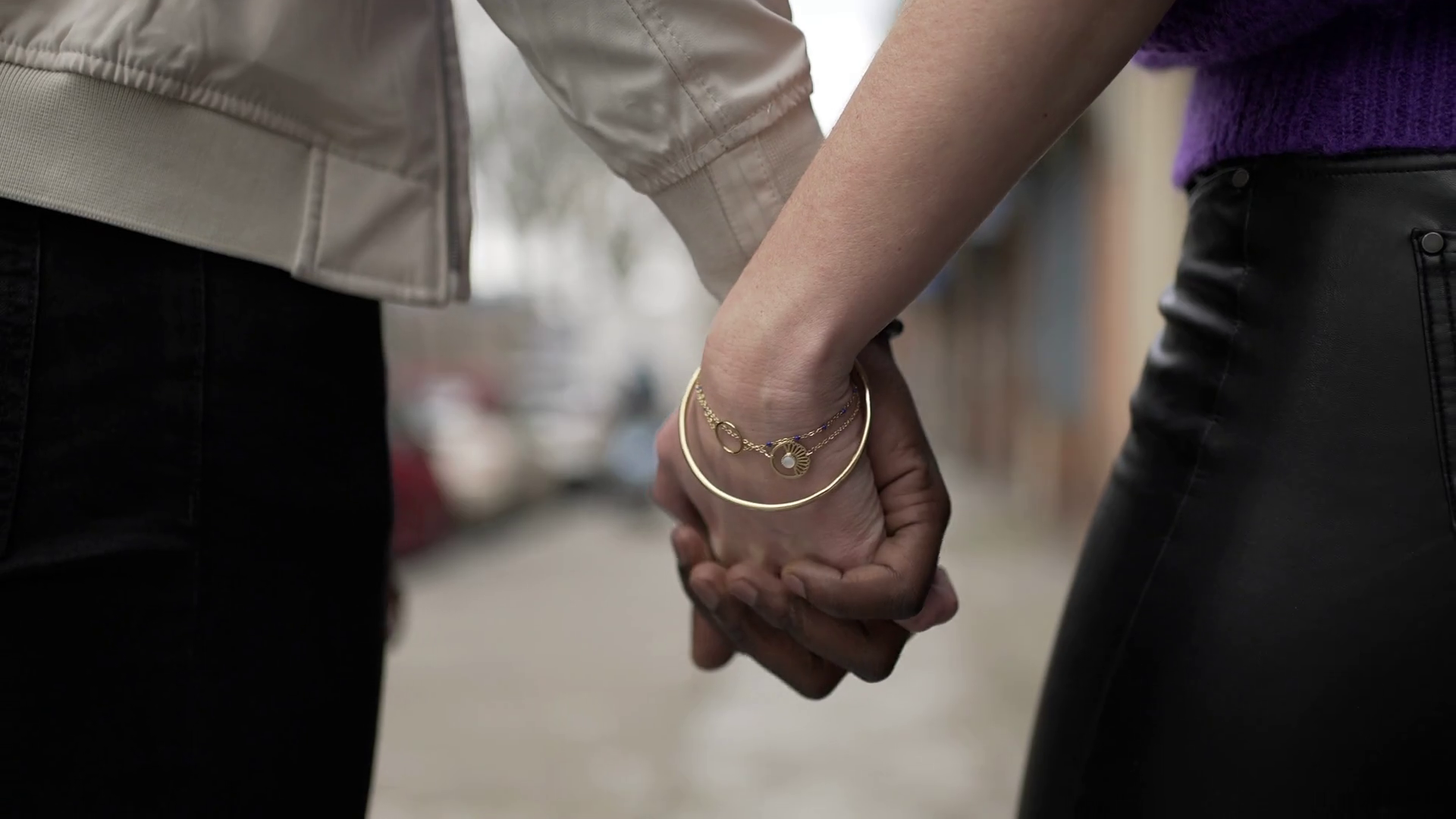 Couple Disjoining Hands Lovers Separating Stock Footage SBV-348696393 ...