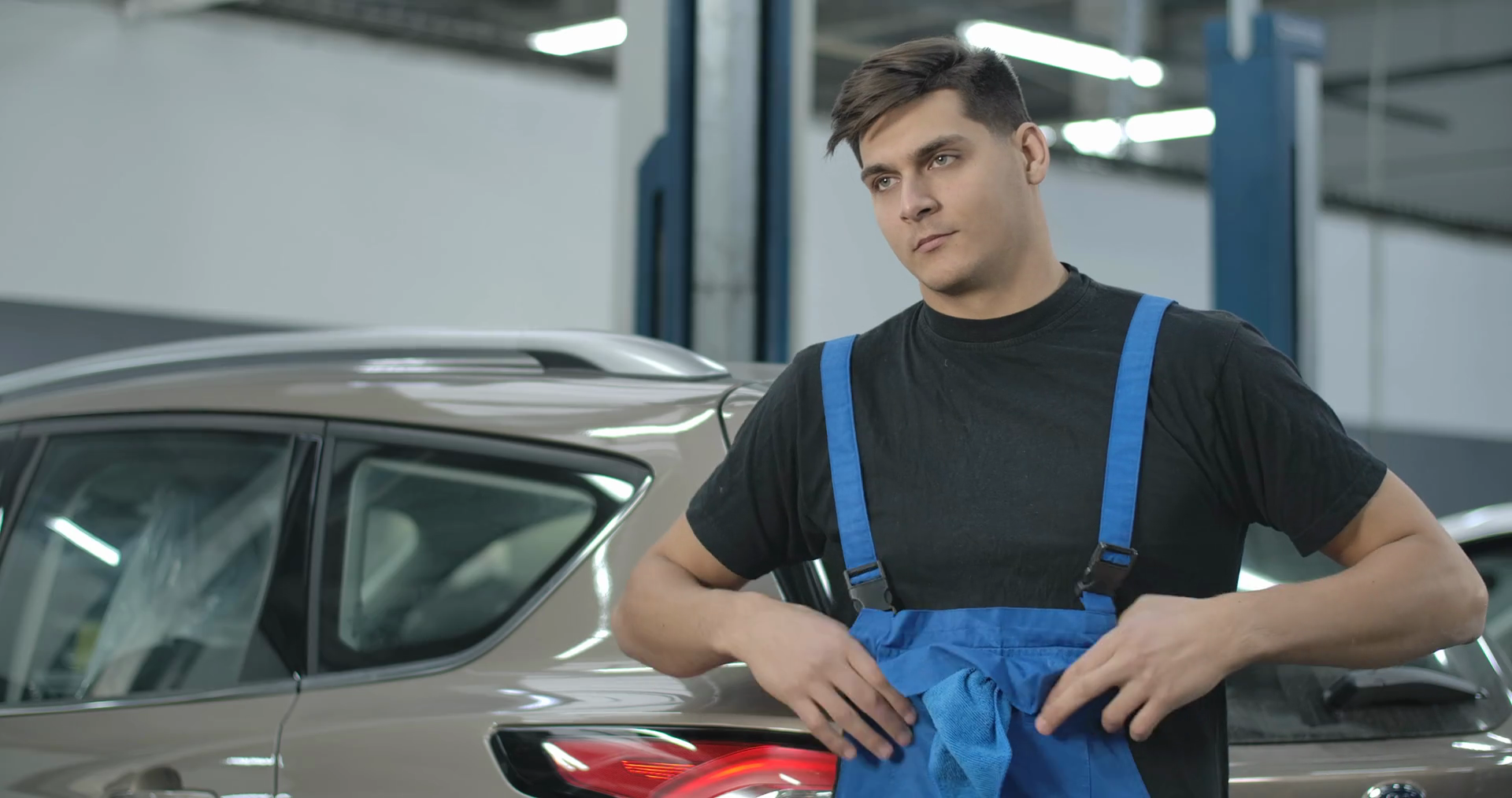 Confident Handsome Repairman Posing In Car Stock Footage SBV-338978747 ...