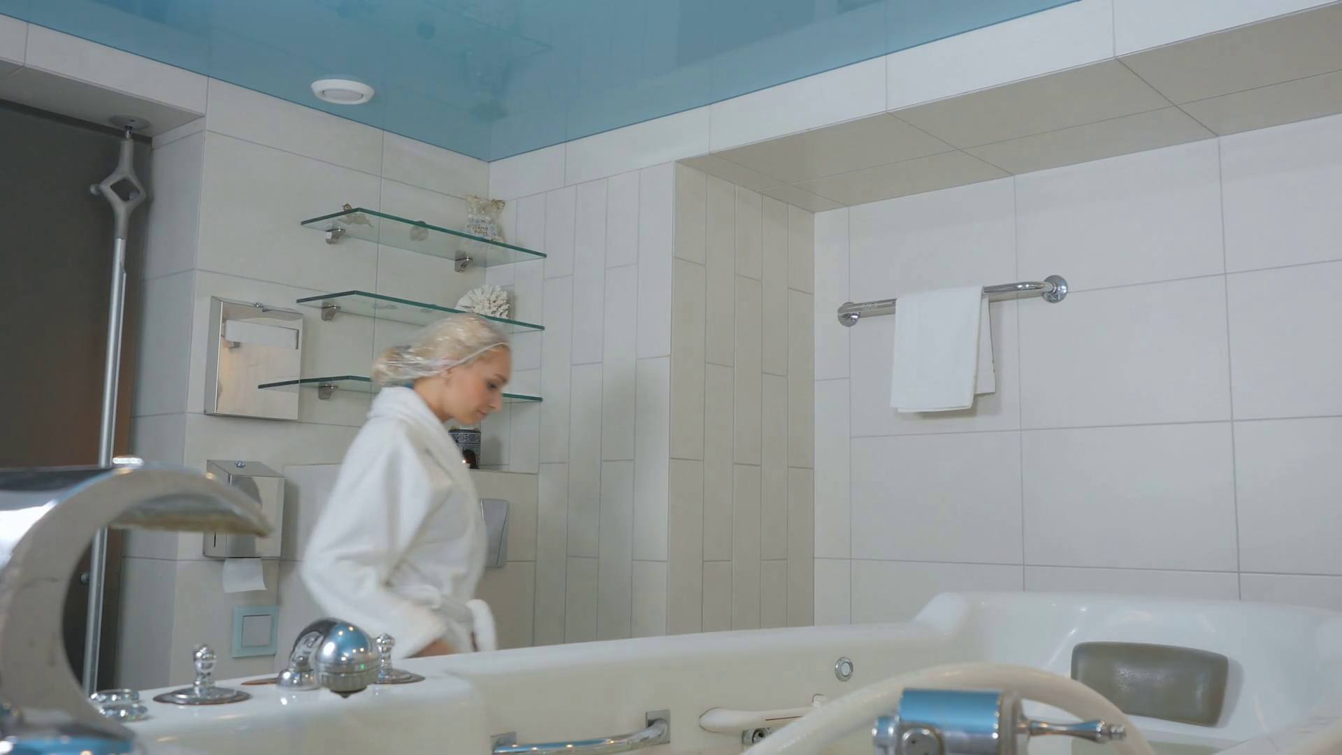 Beautiful Woman Come To Hydrobath Take Off Stock Footage SBV-315487287 ...