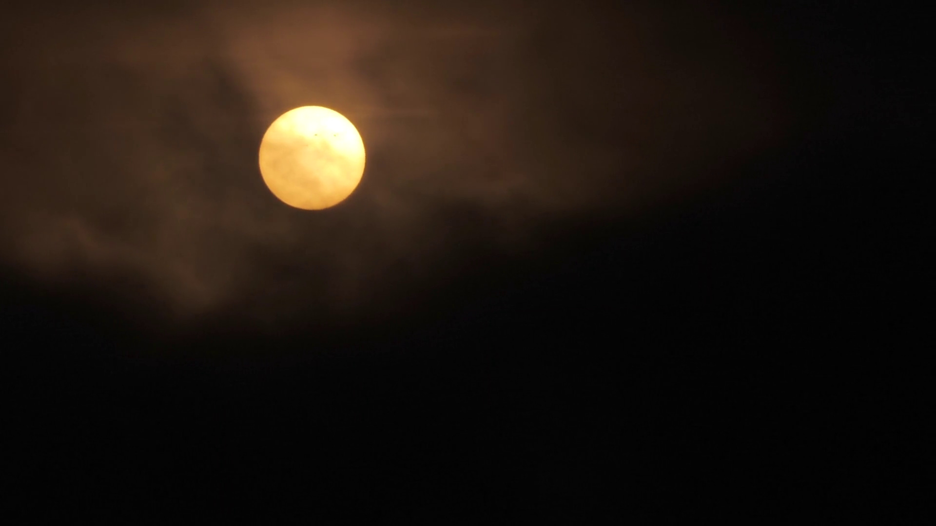 California Wildfires Smoke Blocking The Sun Malibu Paradise Disaster ...