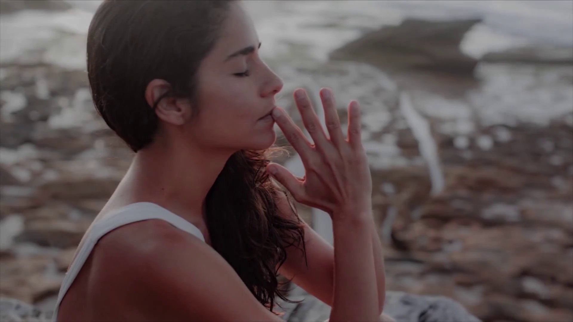 Smooth Split Transitions Premiere Pro Template SBV-347729809 - Storyblocks