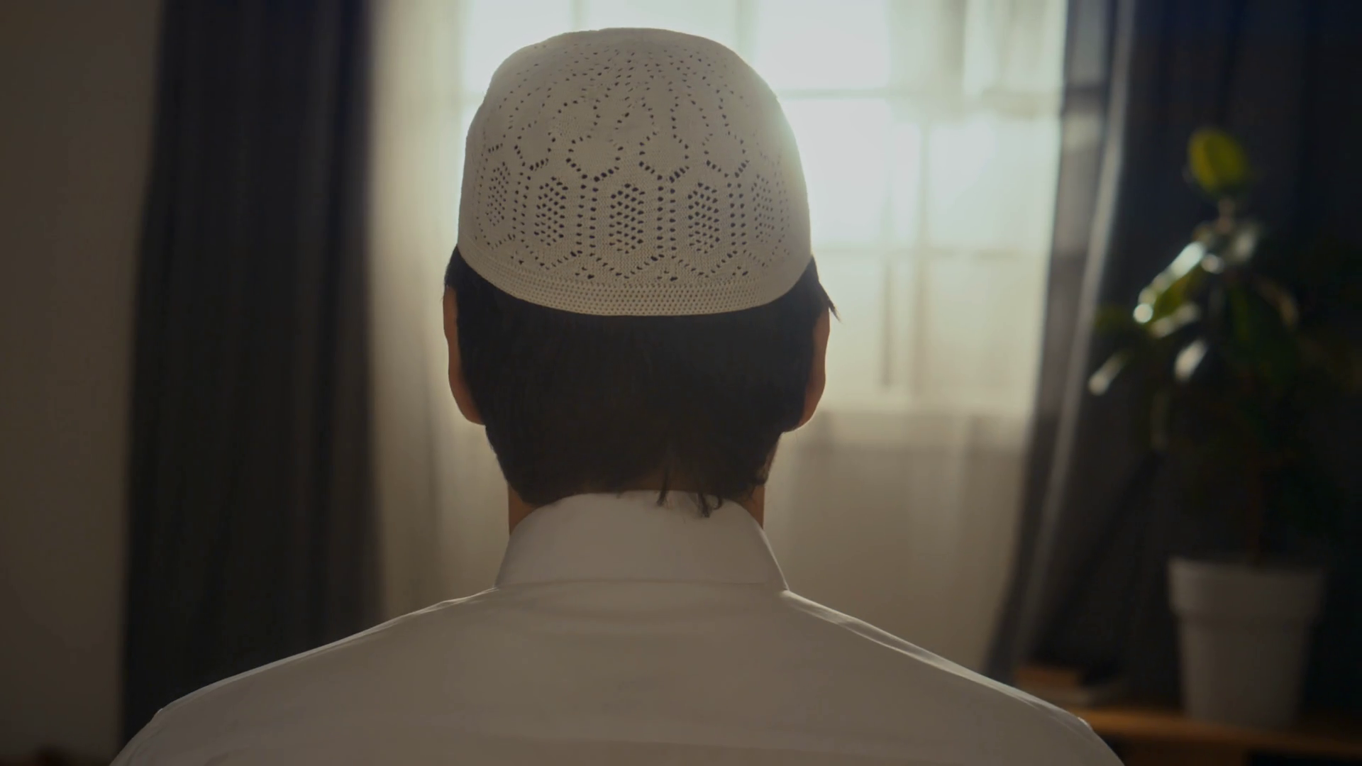 Rear Chest Up Footage Of Anonymous Muslim Stock Footage SBV-348868477 ...