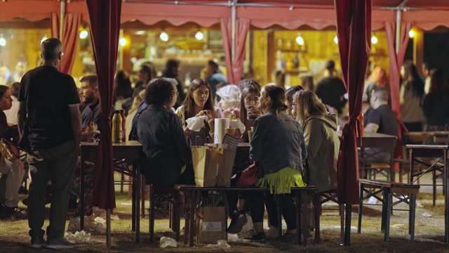 Crowded Restaurant Stock Footage: Royalty-Free Video Clips - Storyblocks