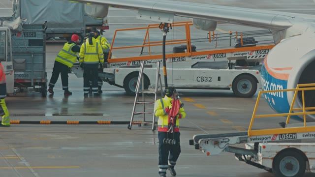 Aircraft Loading Stock Footage: Royalty-Free Video Clips - Storyblocks