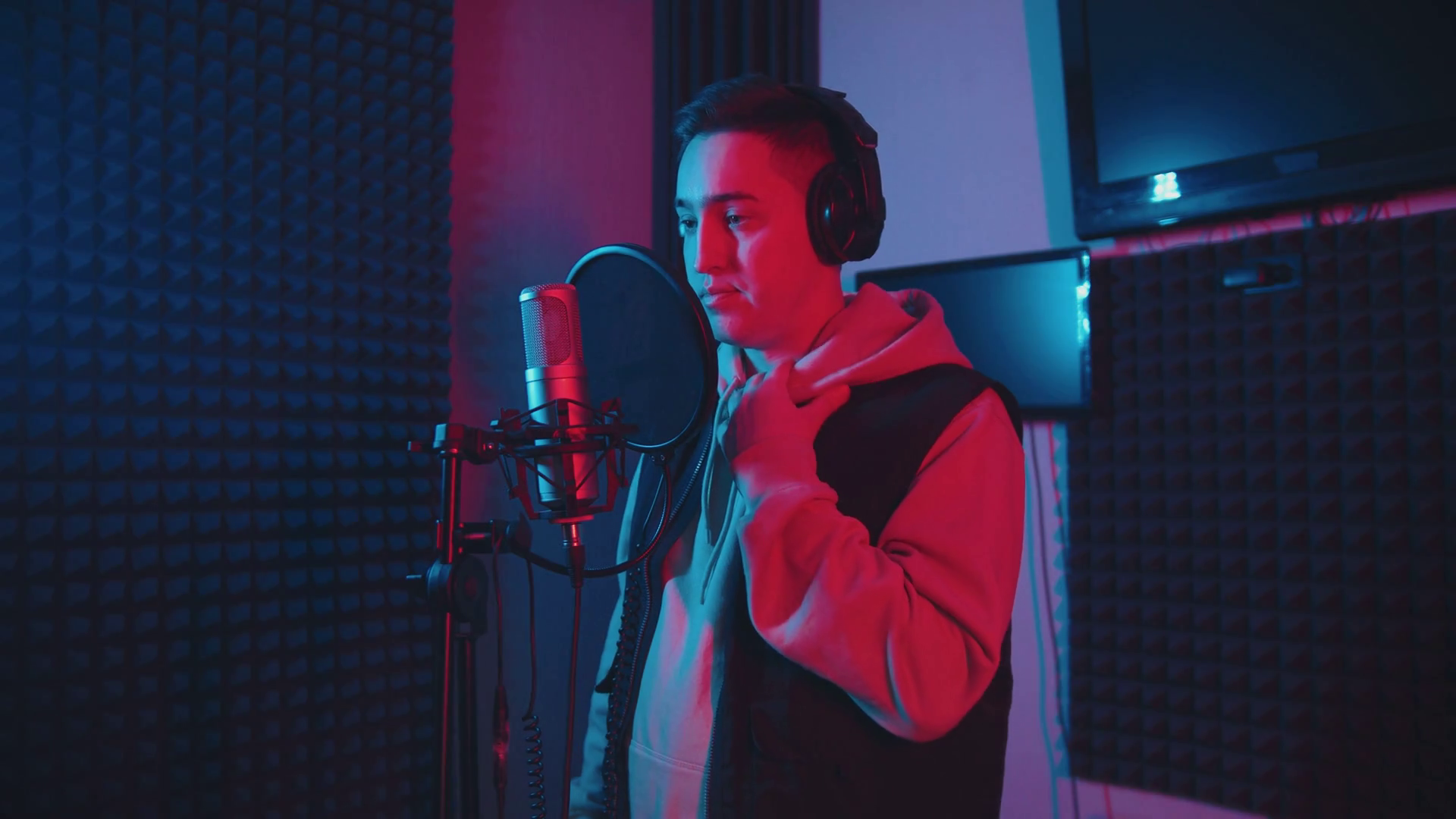 A Man With Short Hair Rapping In Studio Stock Footage SBV-338109870 ...