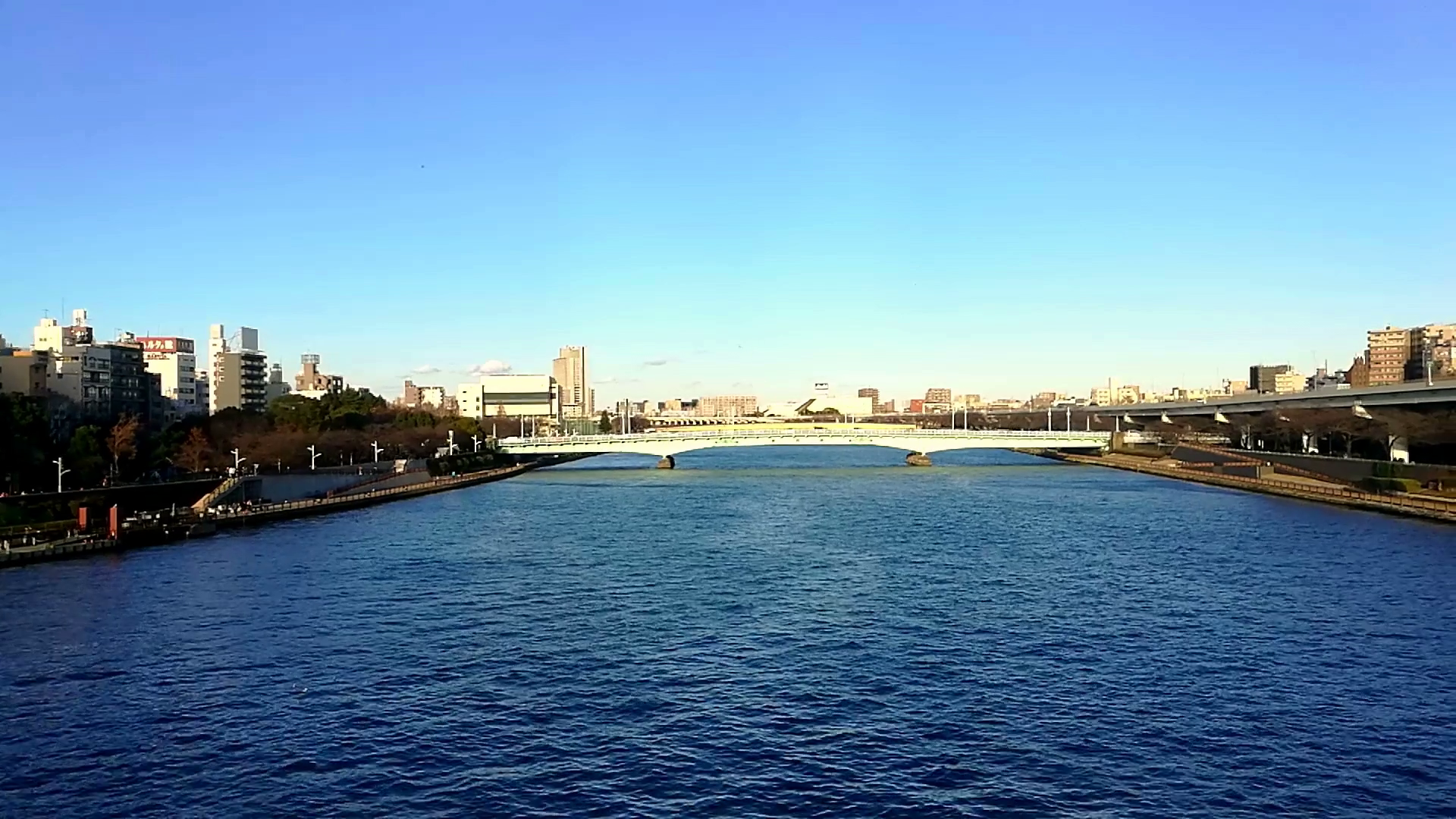 Sumida river view from train over the bridge of Tokyo, Japan Stock ...