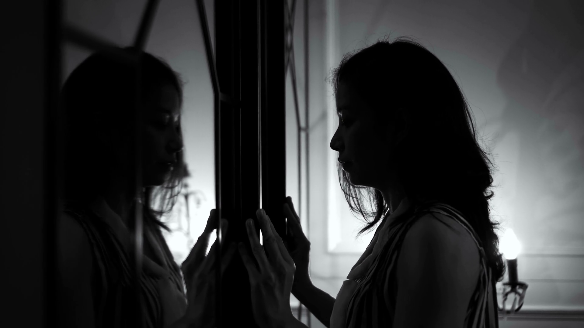 Asian Woman Open Mirror Door Finding Inner Stock Footage SBV-322868601 ...