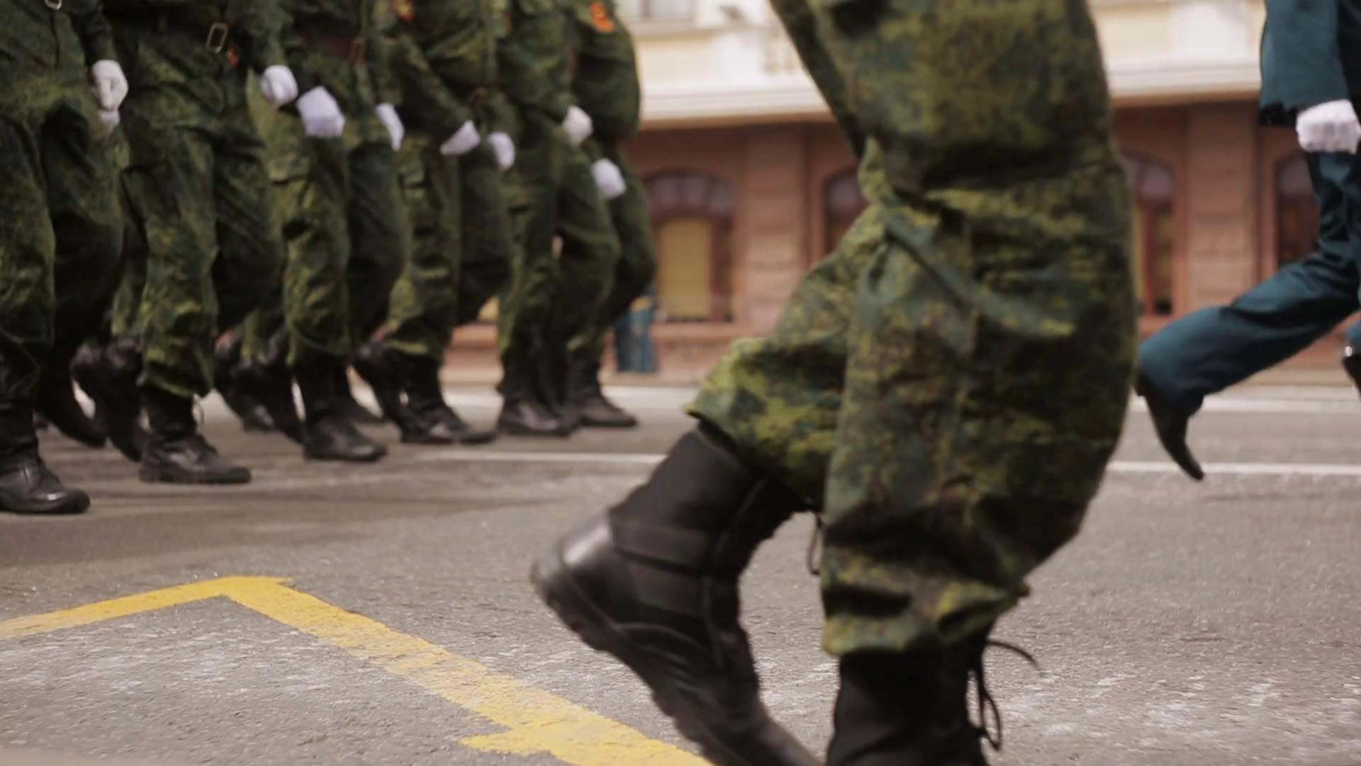 Soldiers Marching In Parade Through Town Stock Footage SBV-337986391 ...