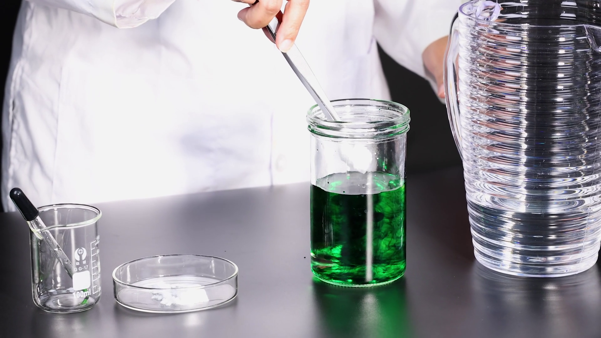 Chemical Reaction With Dry Ice Experiment Stock Footage SBV-352559495 ...