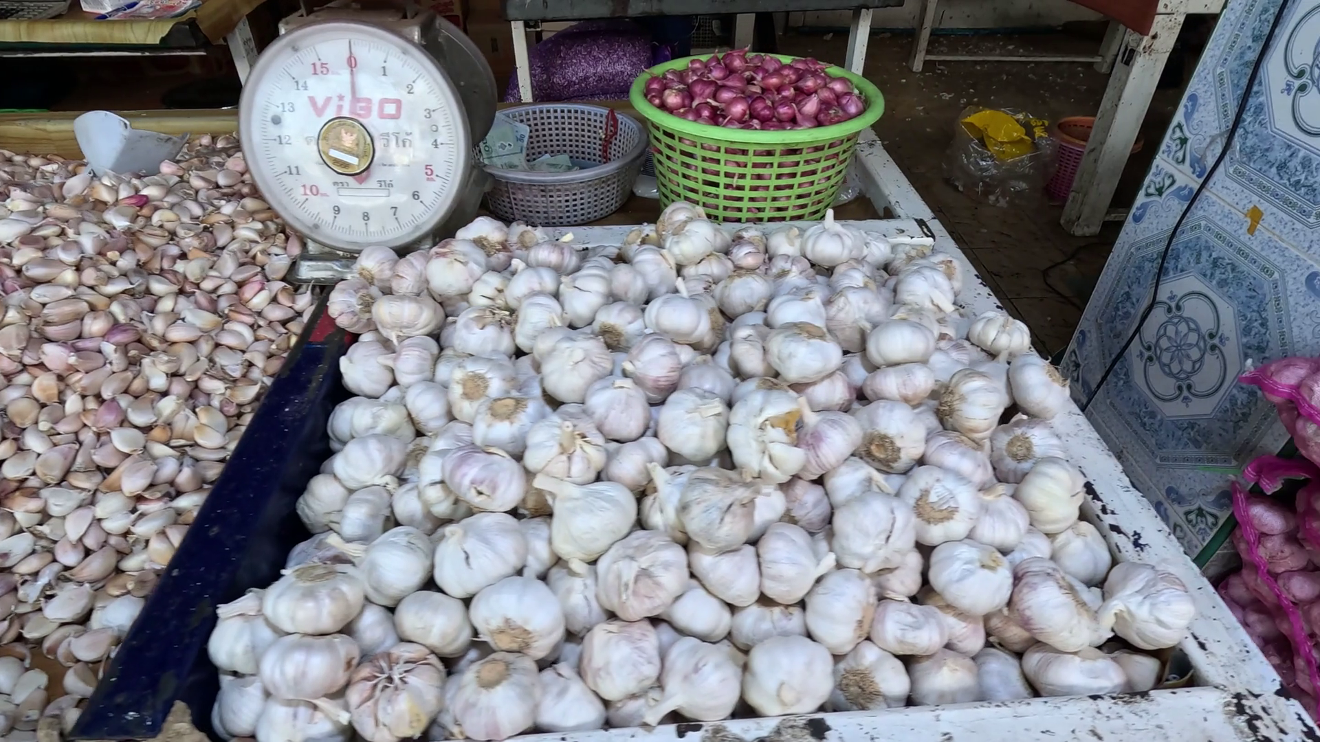 Market Stall Garlic To Potatoes Transition Stock Footage SBV-352976723 ...