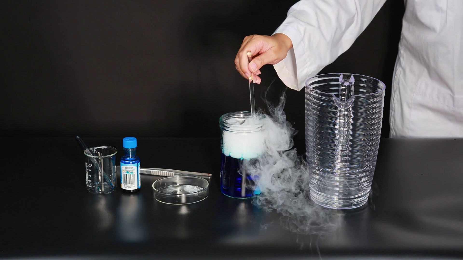 Chemical Reaction With Dry Ice Water Stock Footage SBV-352960297 ...