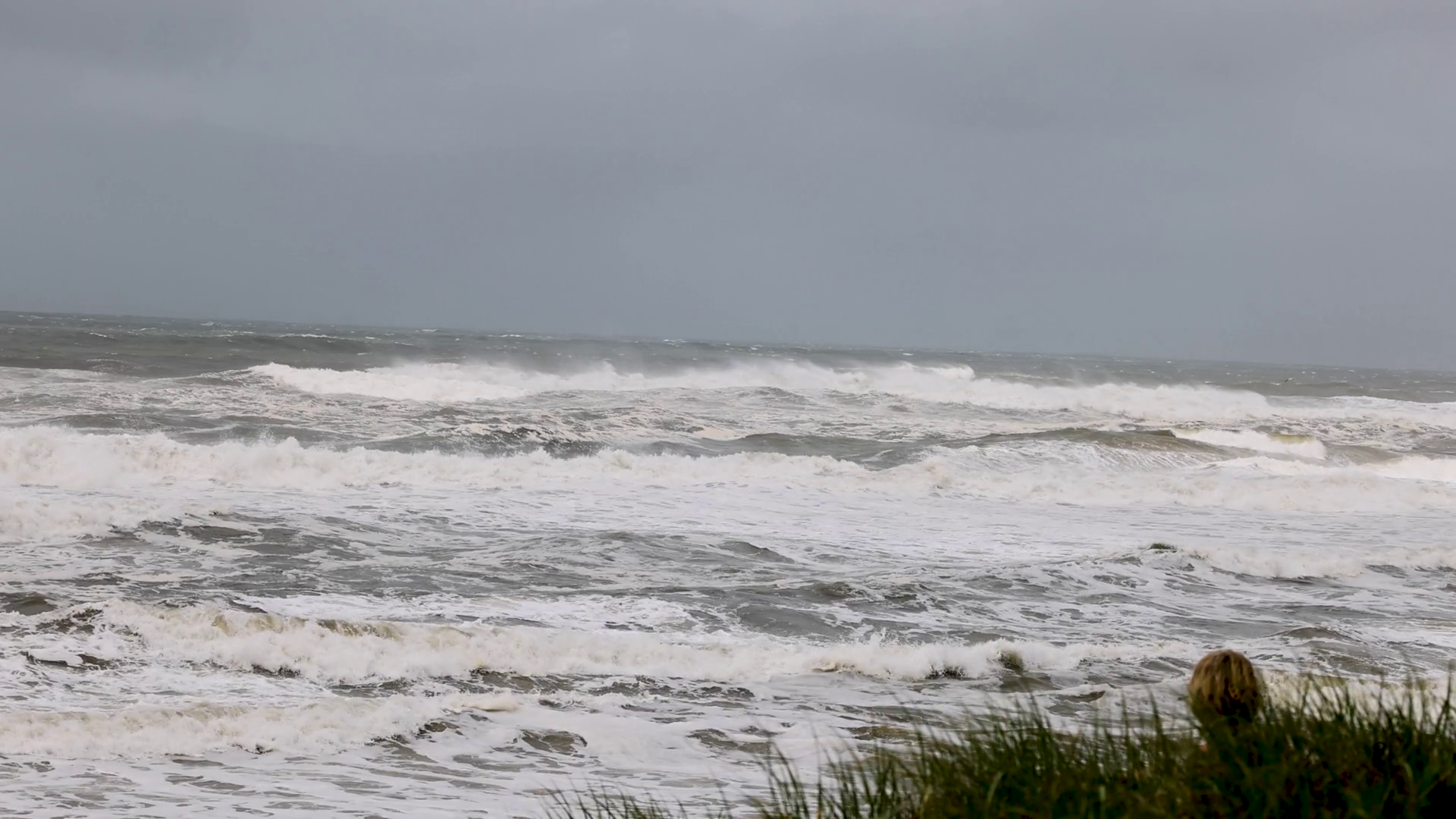 Cyclone Alfred At Narrowneck Beach Stock Footage SBV-352549519 ...