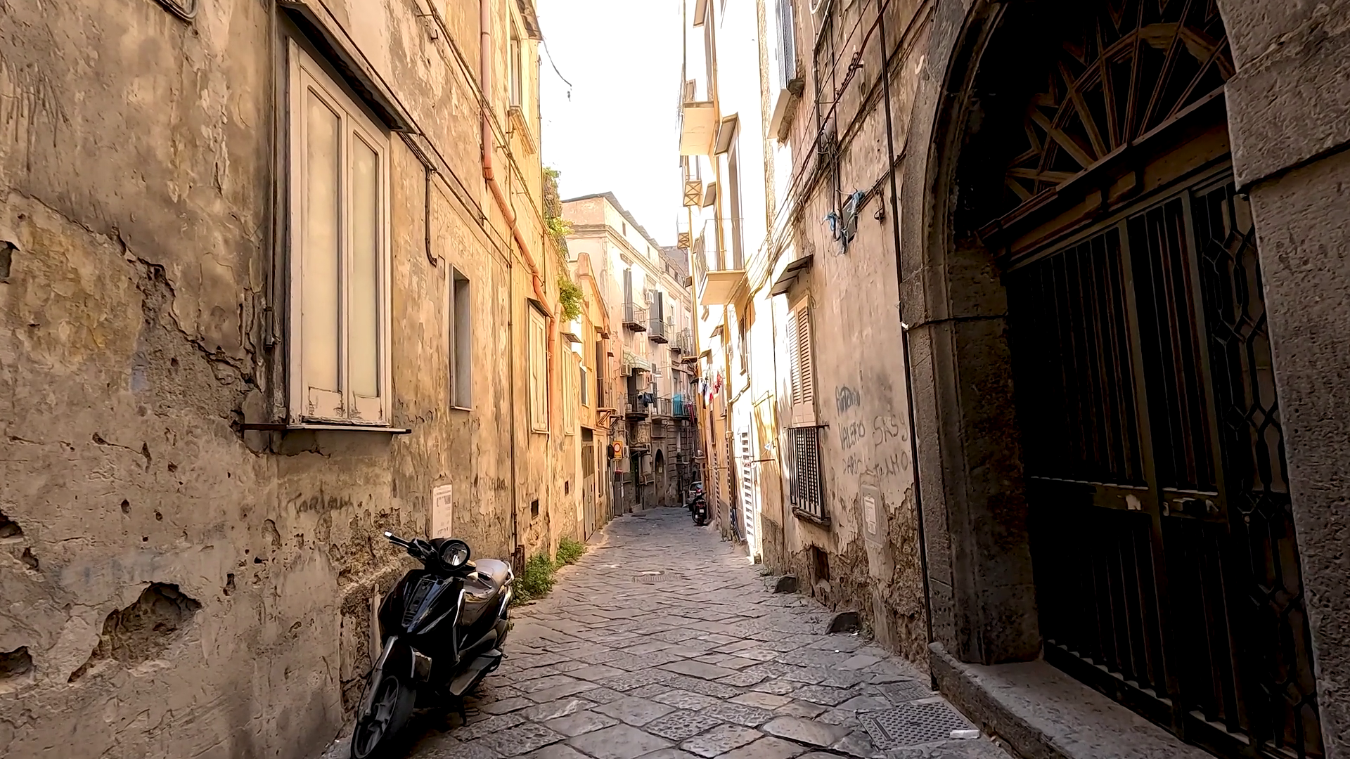 Quiet Alleyway In Naples Italy Stock Footage SBV-352392263 - Storyblocks