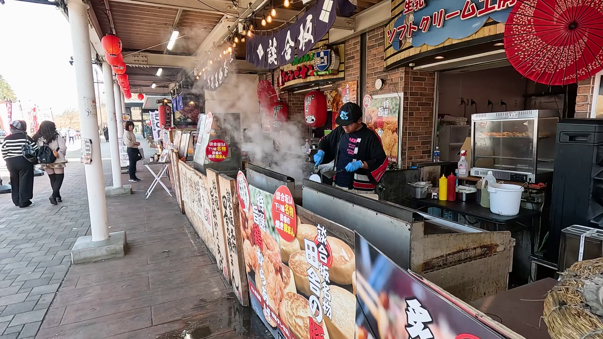 Street Vendor Cooking In Kawaguchiko Japan Stock Footage SBV-352467507 ...