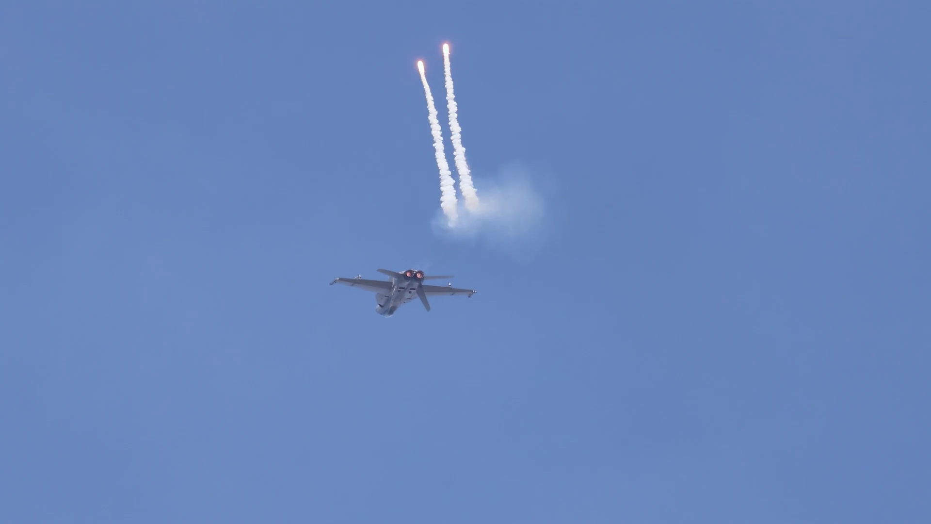 F/a-18 Hornet Afterburner Climb At Avalon Stock Footage SBV-352300546 ...