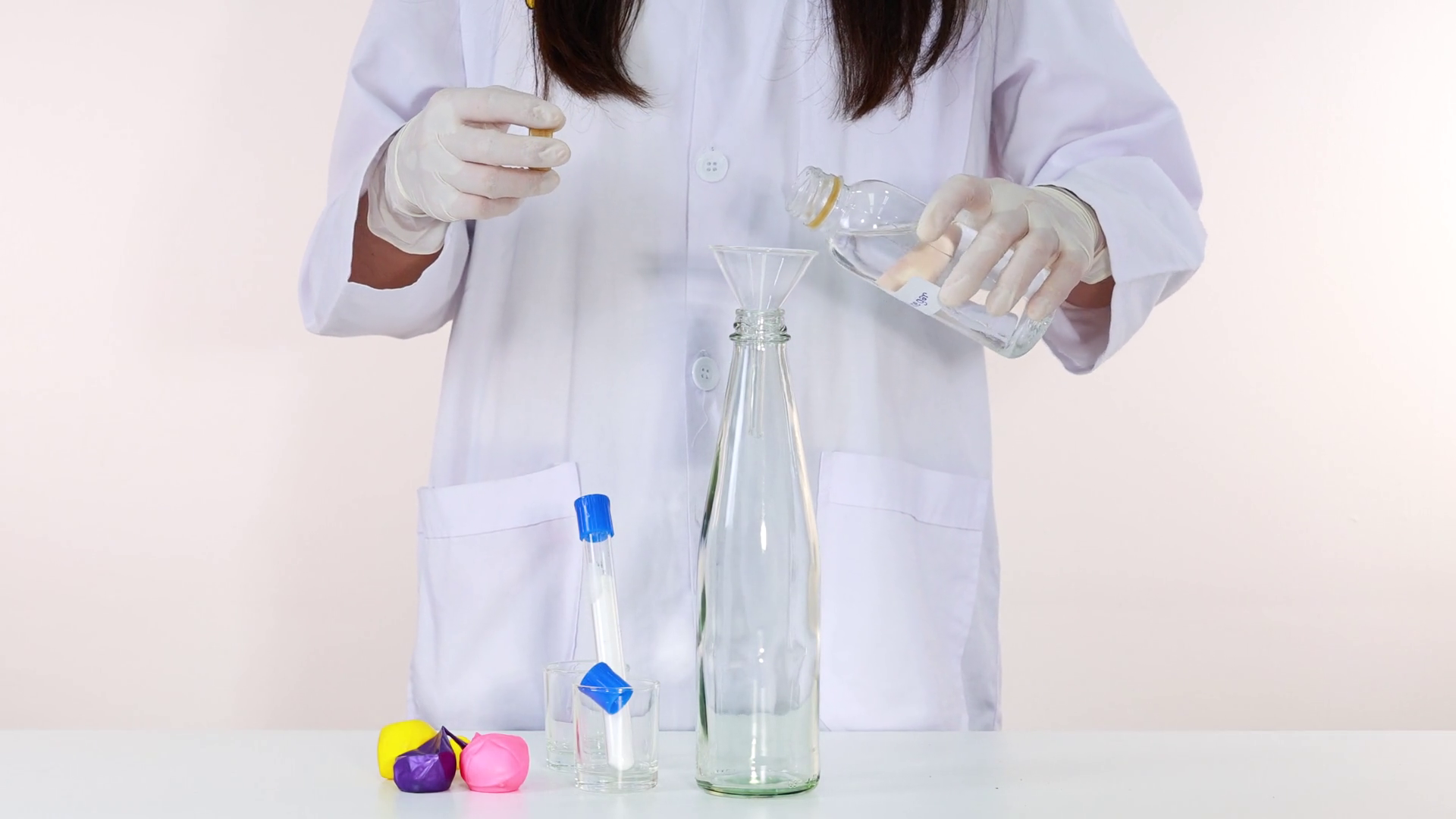Sodium Bicarbonate Vinegar Balloon Experiment Stock Footage SBV ...