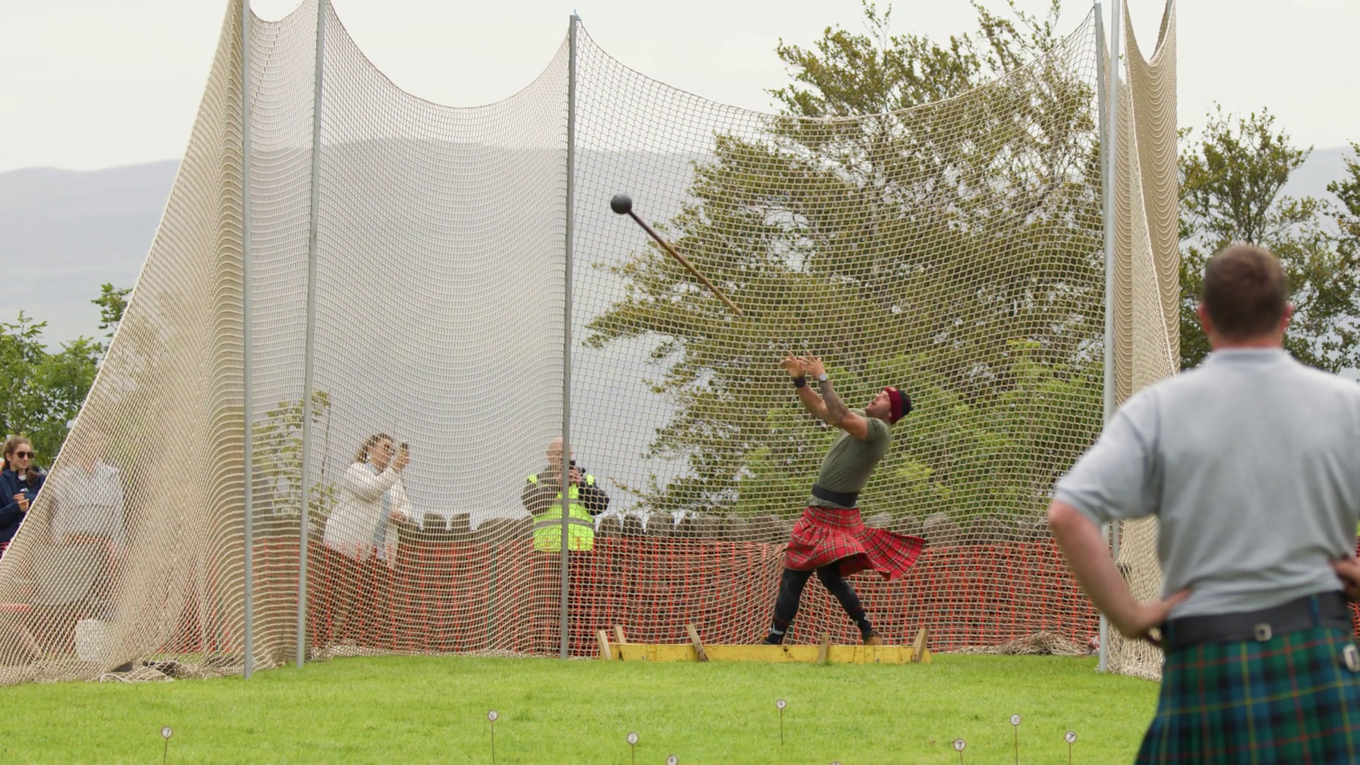 Scottish Athlete Throws Weight At Highland Stock Footage SBV-352649218 ...