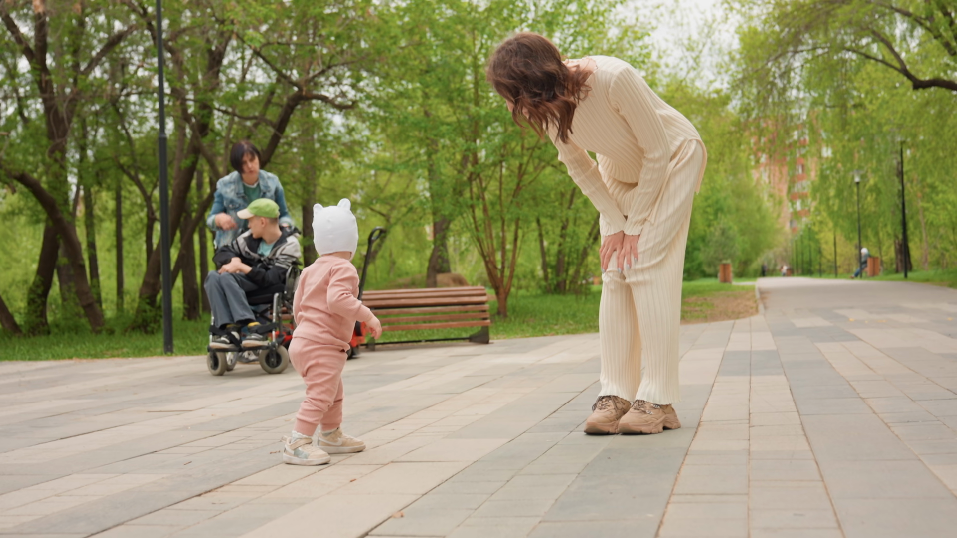 Park Encouragement Toddler Learning To Walk Stock Footage SBV-353504020 ...