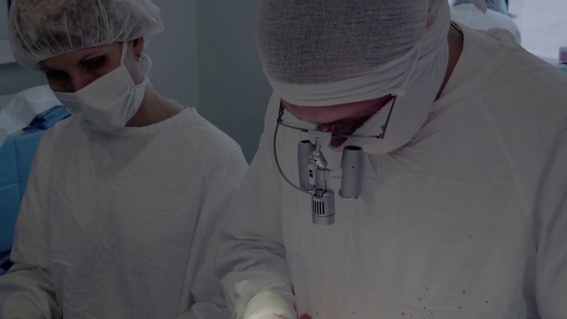 Cardiac Surgeons Perform Heart Surgery Stock Footage SBV-347343279 ...