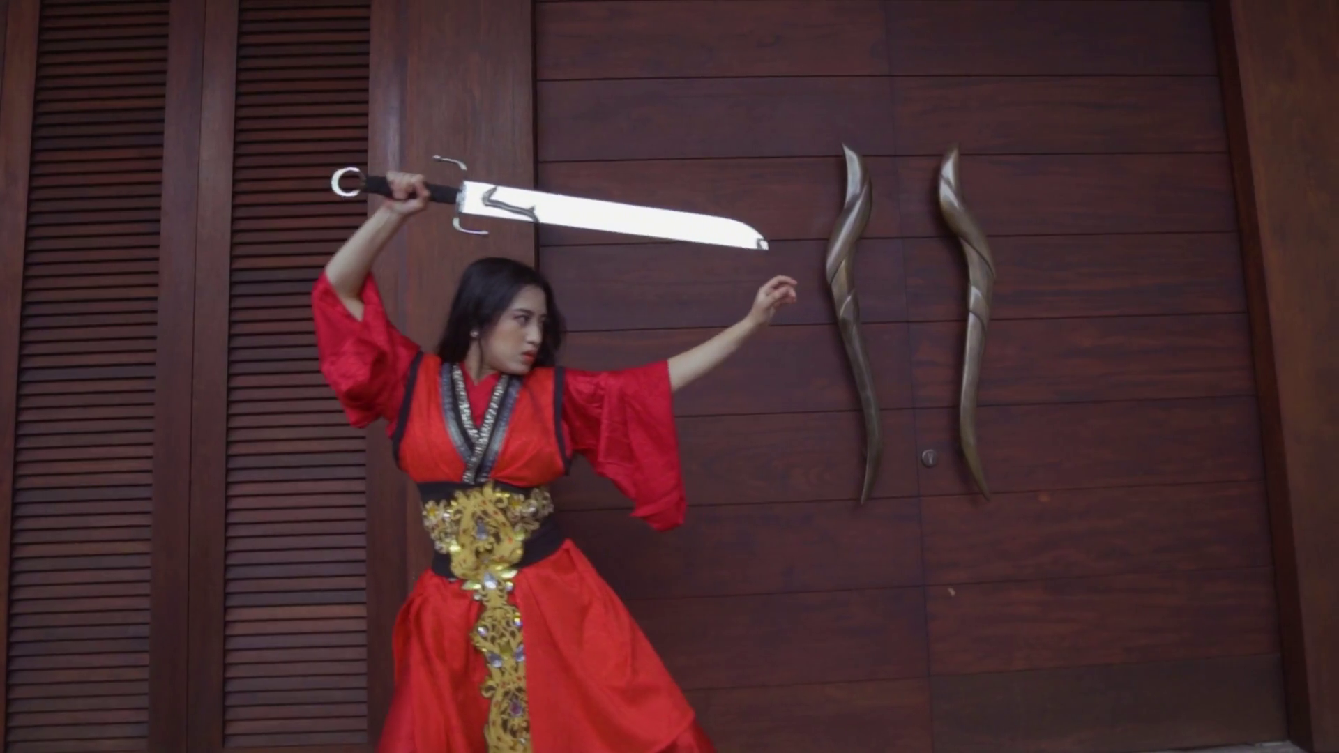 An Asian Woman Training With Sword Wearing Stock Footage SBV-347765672 ...