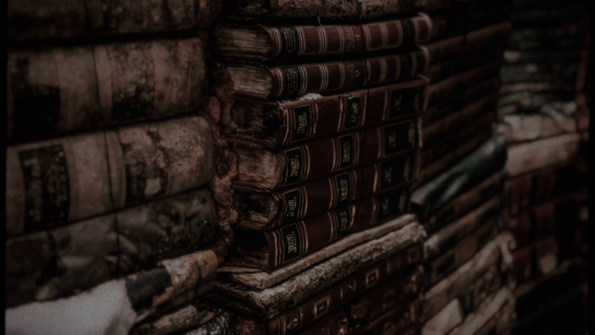 Ancient Stack Of Books Street Bookshop Old Stock Footage SBV-352673791 ...