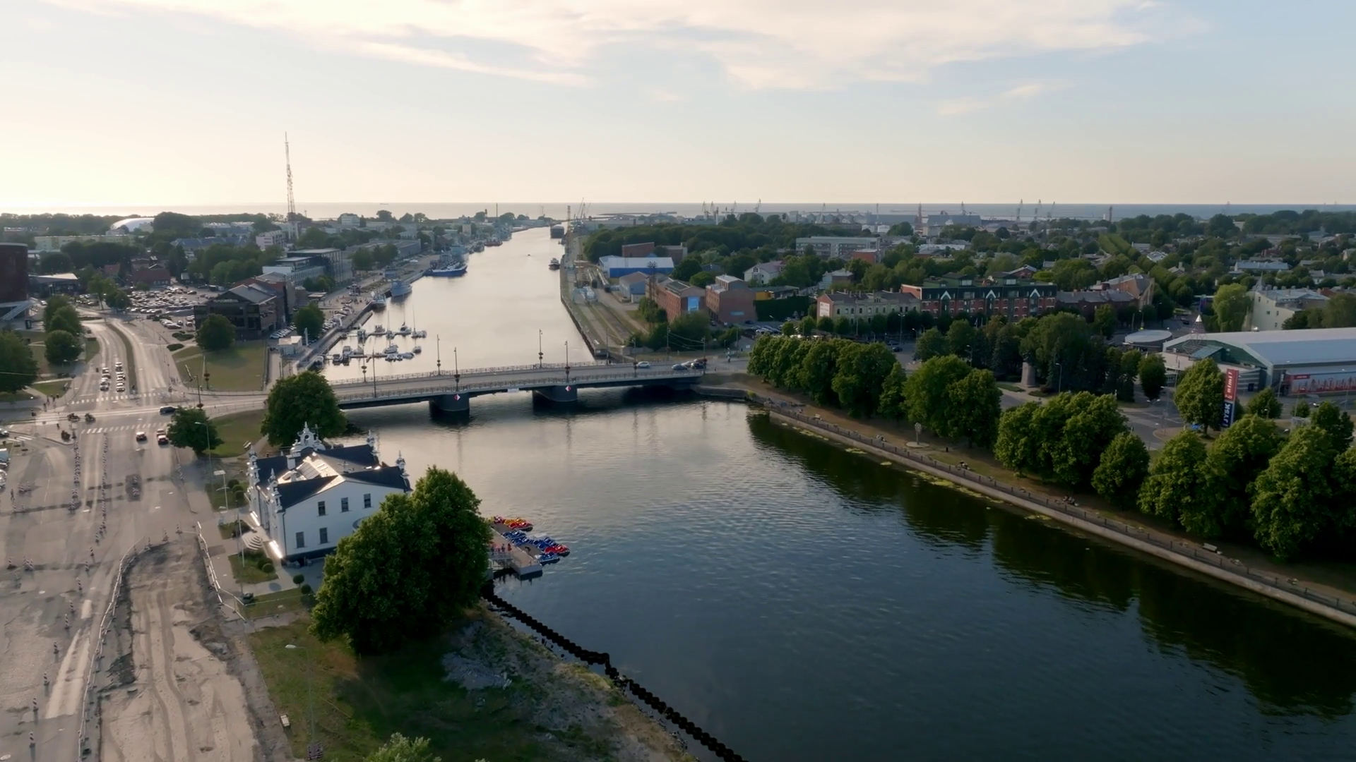 Beautiful panoramic aerial view video of Holy Trinity Cathedral ...