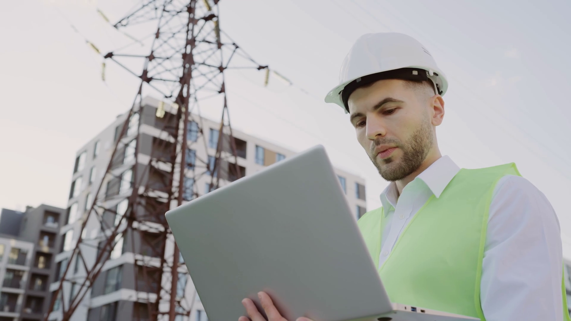 Guy Engineer Standing Outdoor In Safety Stock Footage SBV-348530562 ...