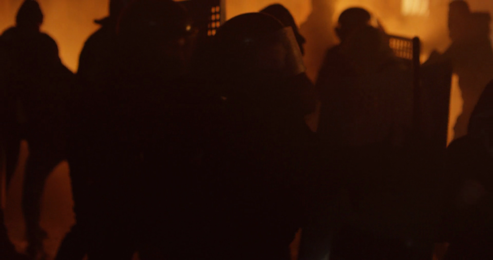 Police Fight Riot Crowd: Amidst Riotous Stock Footage SBV-348412745 ...