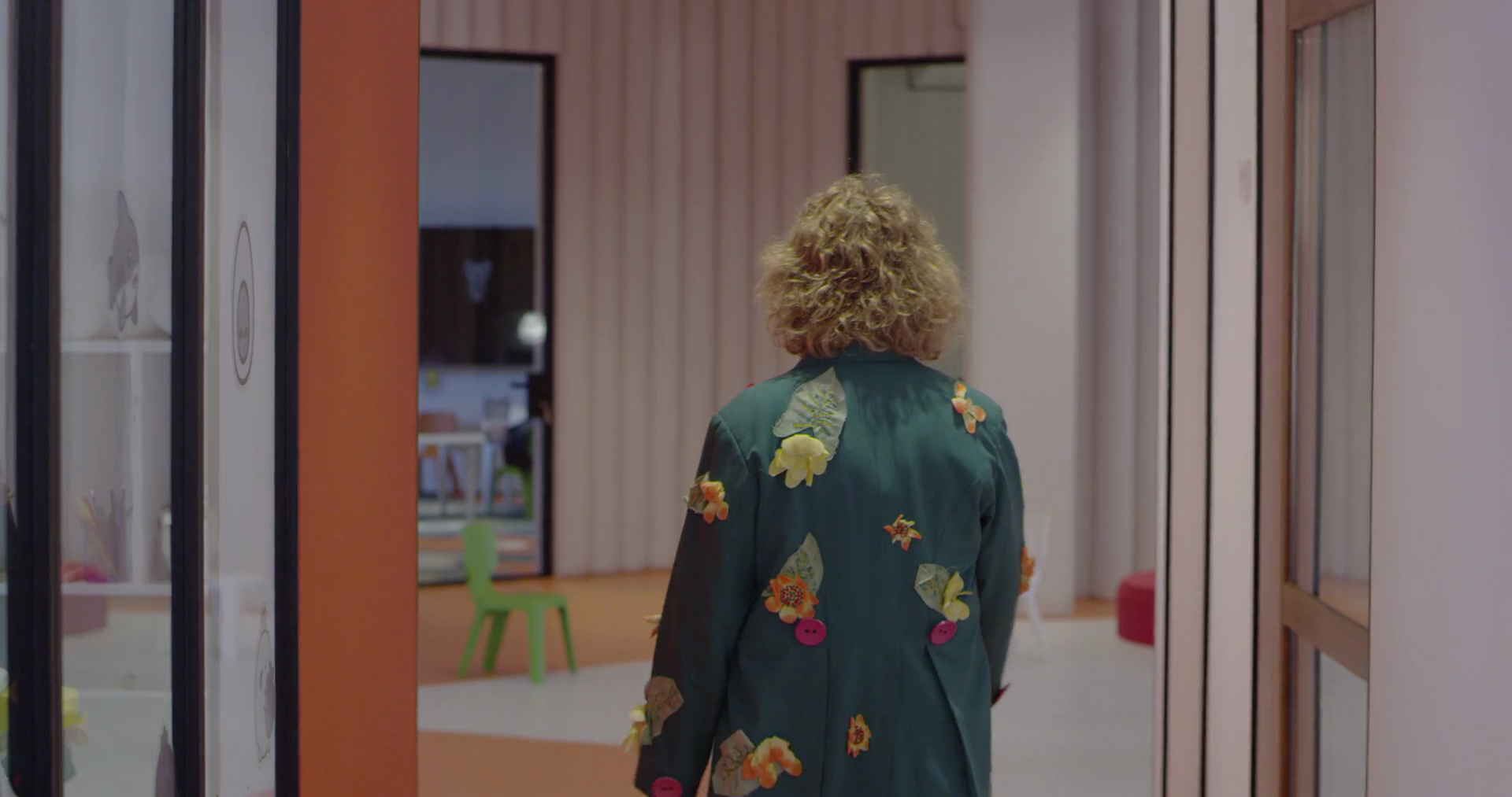 Clown Waving Goodbye Hospital Farewell Wave Stock Footage SBV-348561933 ...