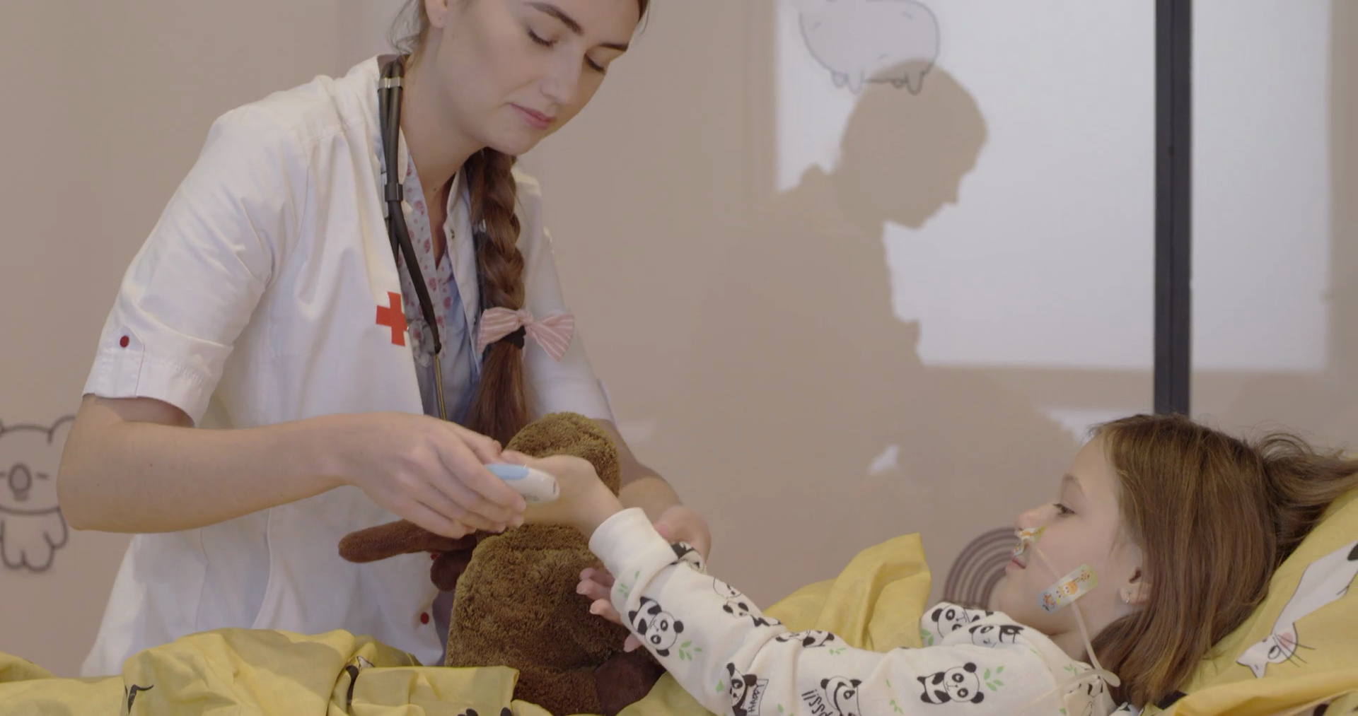 Hospital Temperature Guage Checking Stock Footage SBV-348567110 ...