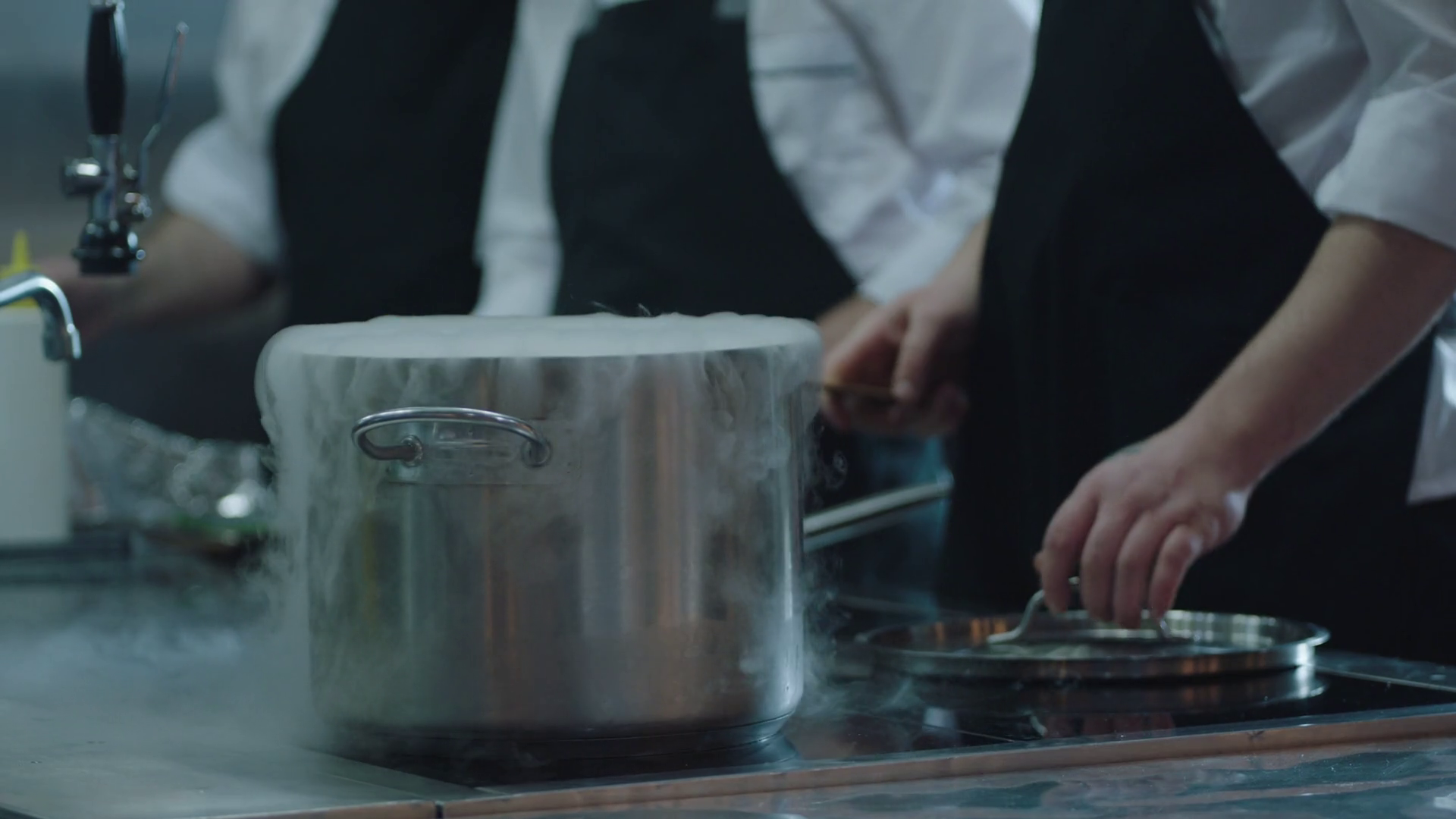 Chef's Mastery - Chef Placing Lid On Pot Of Stock Footage SBV-348537732 ...