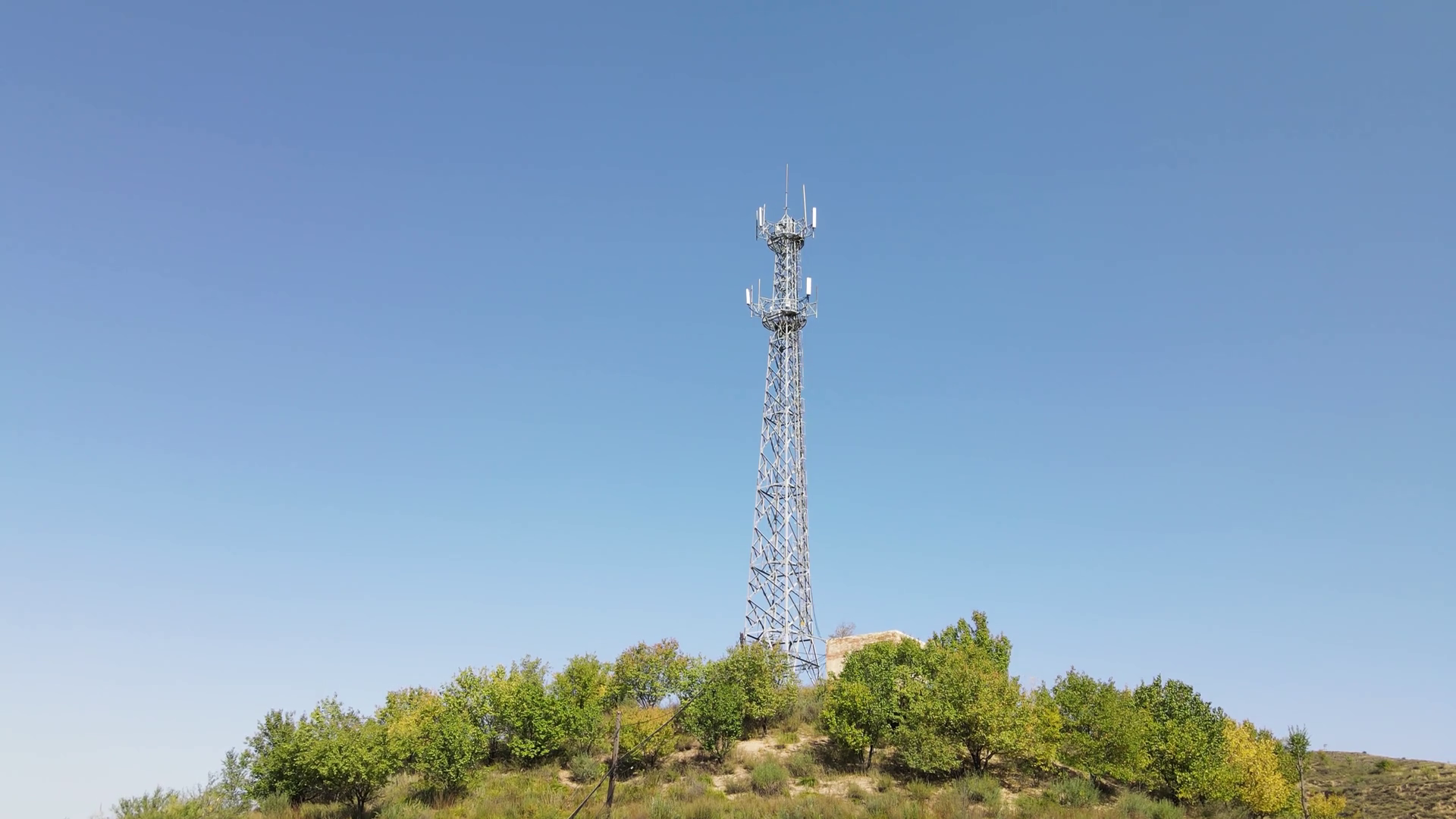 5 G Aerial Photography Of Mobile Base Stock Footage SBV-347570183 ...