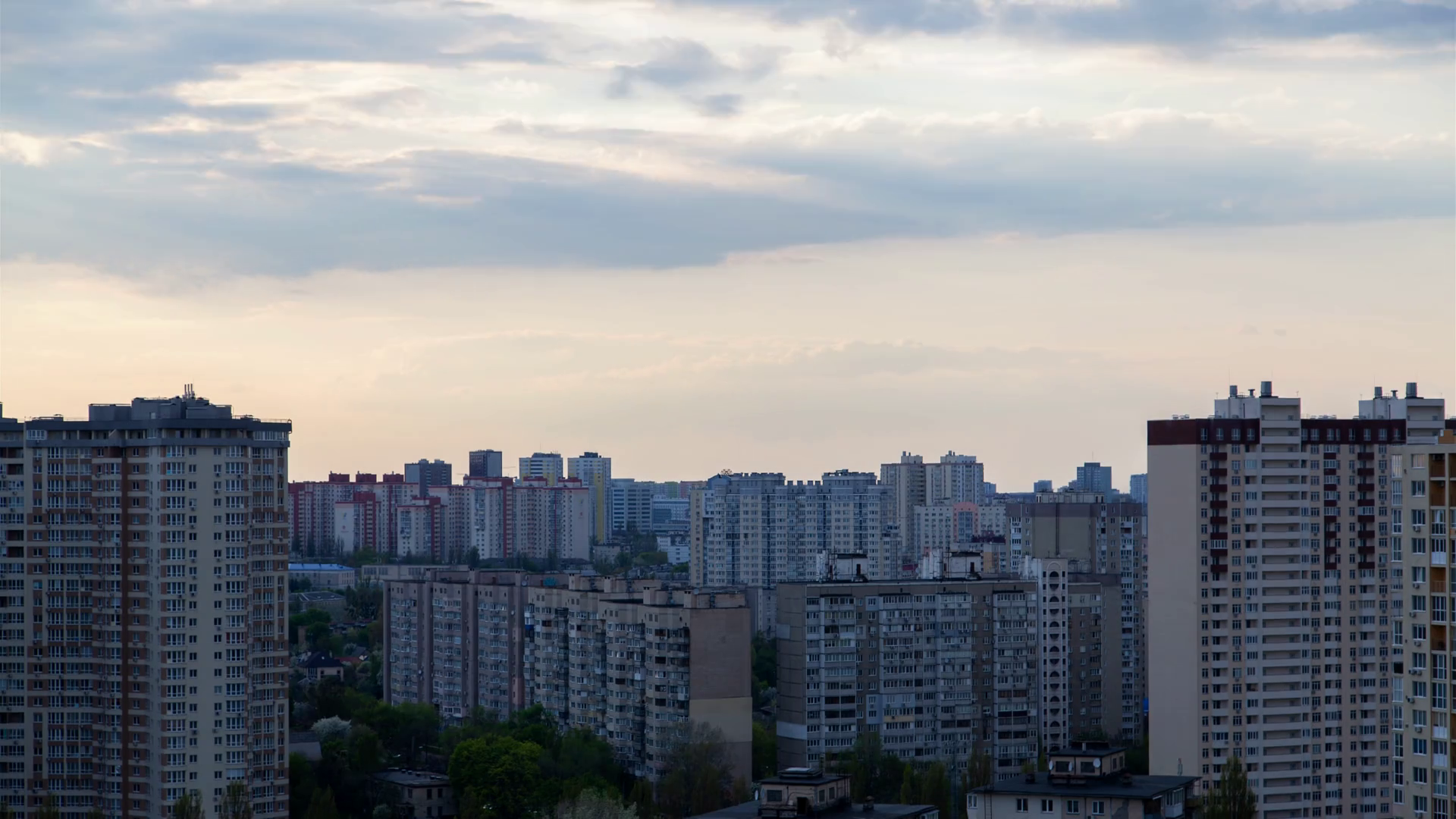 Kyiv War Skyline: Dramatic Timelapse Of Stock Footage SBV-347739277 ...