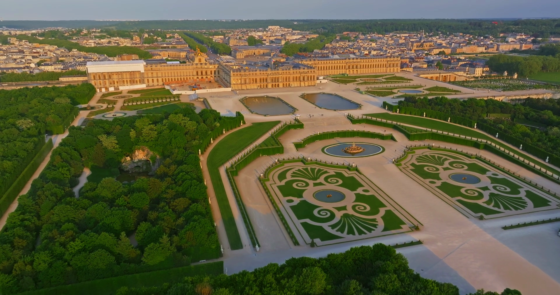 Aerial View Of Palace Of Versailles Gardens Stock Footage SBV-352789354 ...