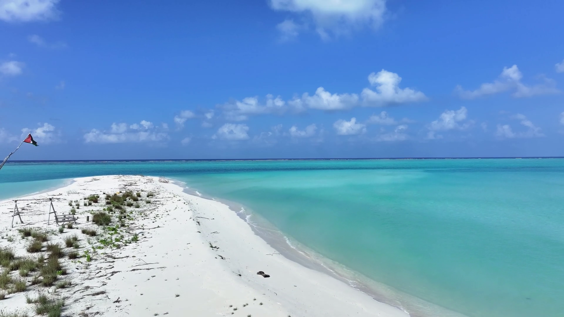 Aerial View Of Sandbar Beach Contrasting Stock Footage SBV-353313394 ...