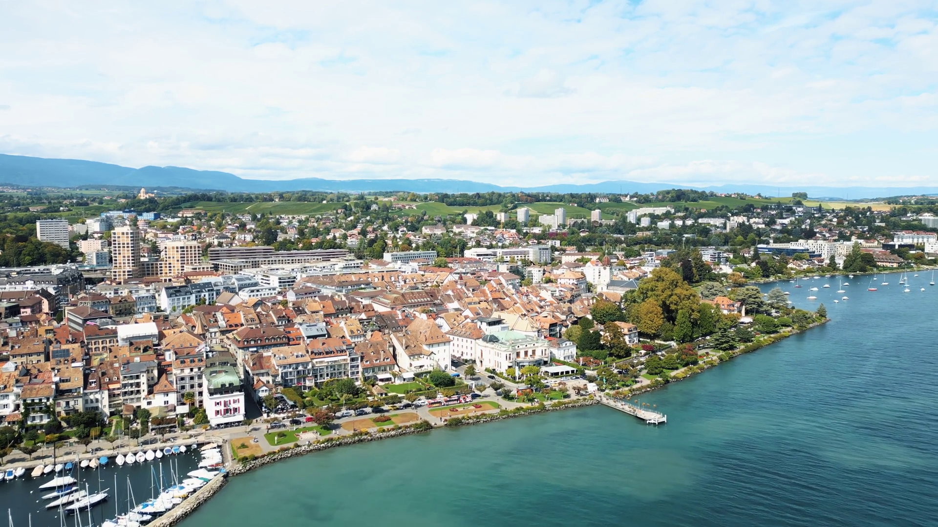 Aerial View Of Lake Geneva Waterfront Stock Footage SBV-352844480 ...