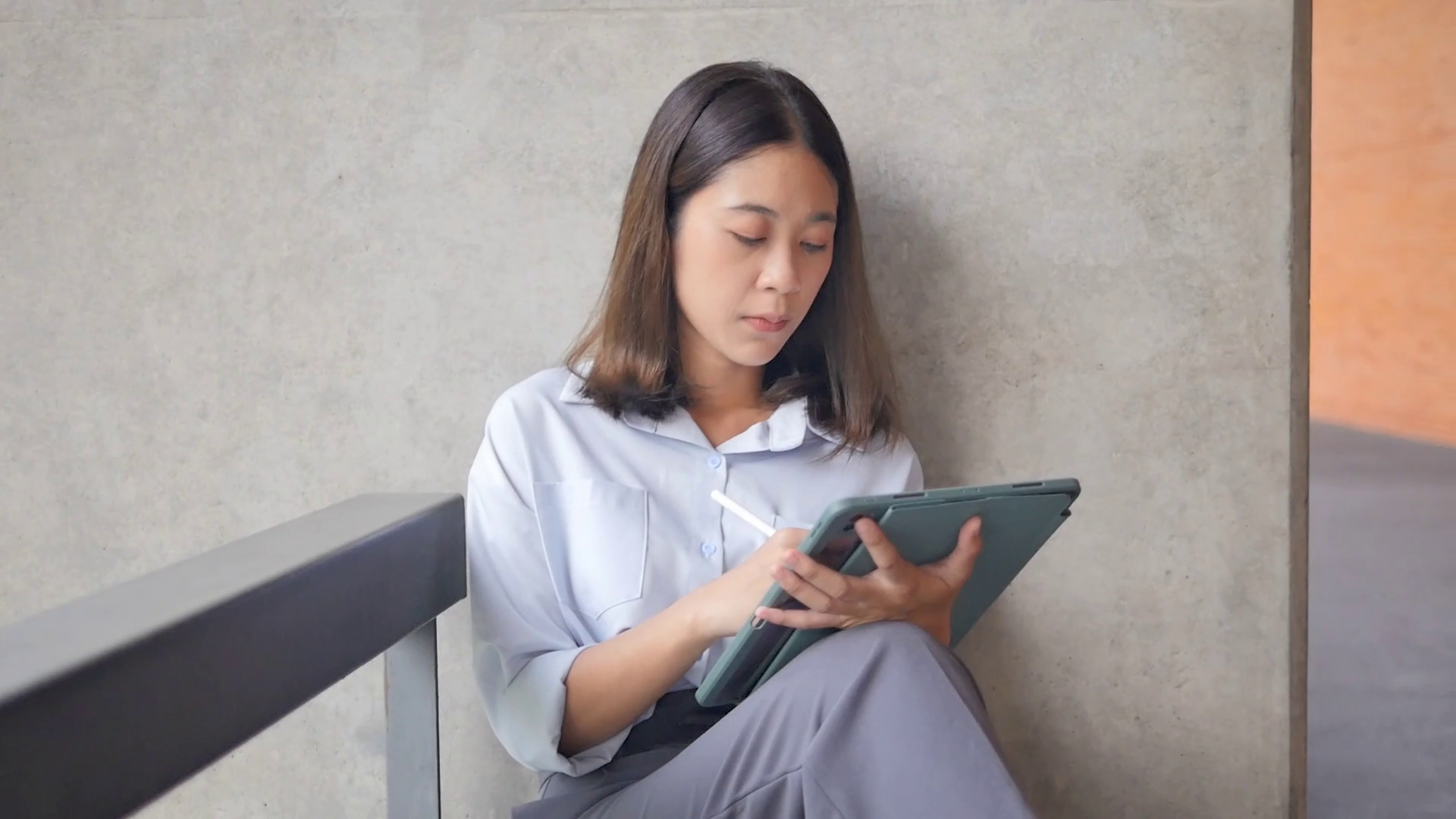 A Female Freelancer Interacts With Tablet Stock Footage SBV-347615736 ...