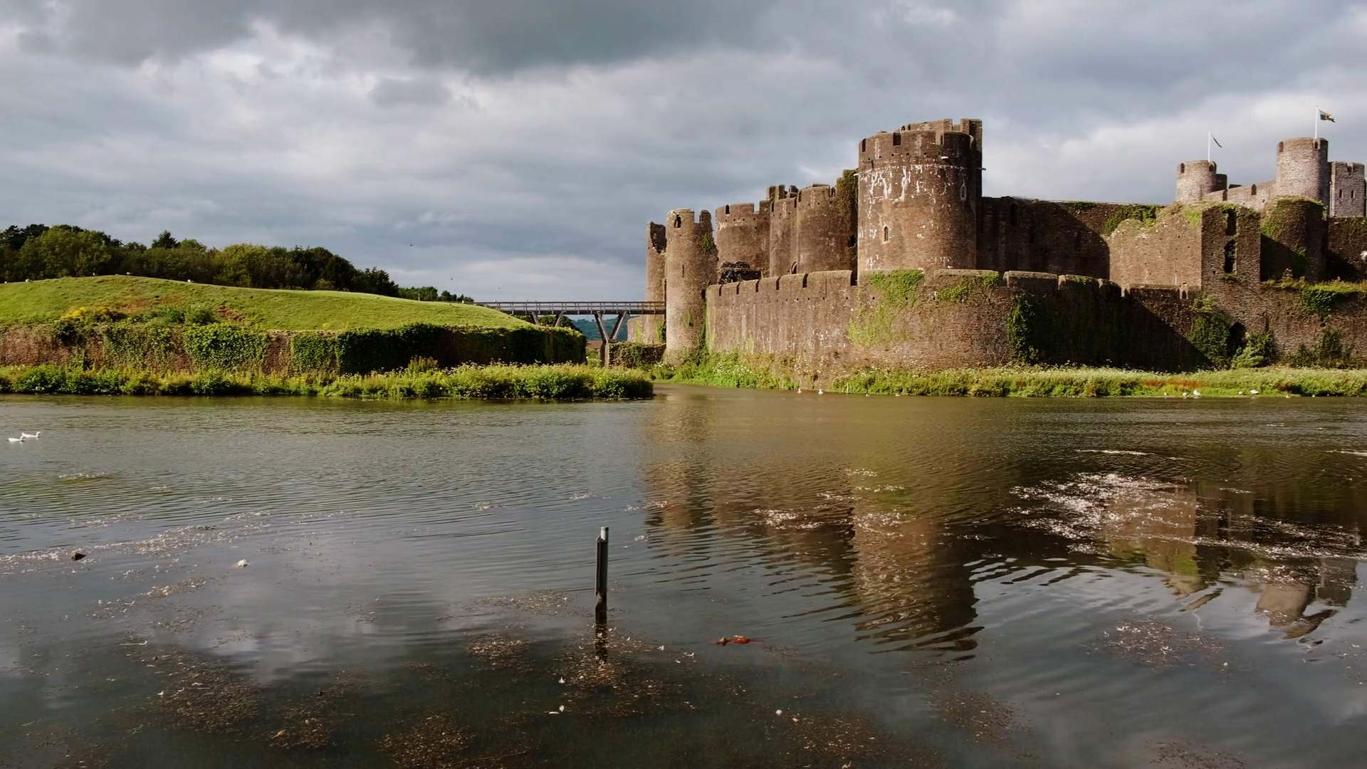 Panoramic Shot Revealing Of Caerphilly Stock Footage SBV-352603509 ...